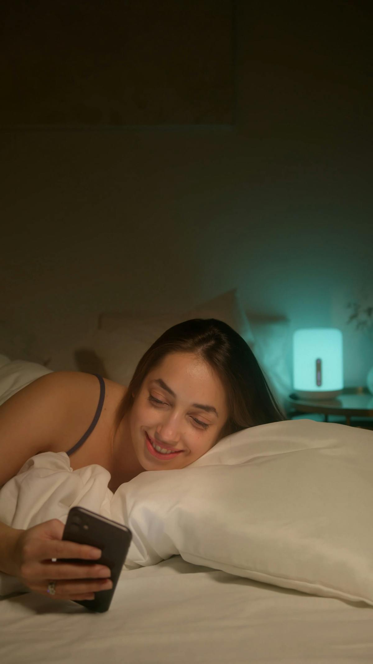 Mobile Addiction Videos, Download The BEST Free 4k Stock Video Footage ...