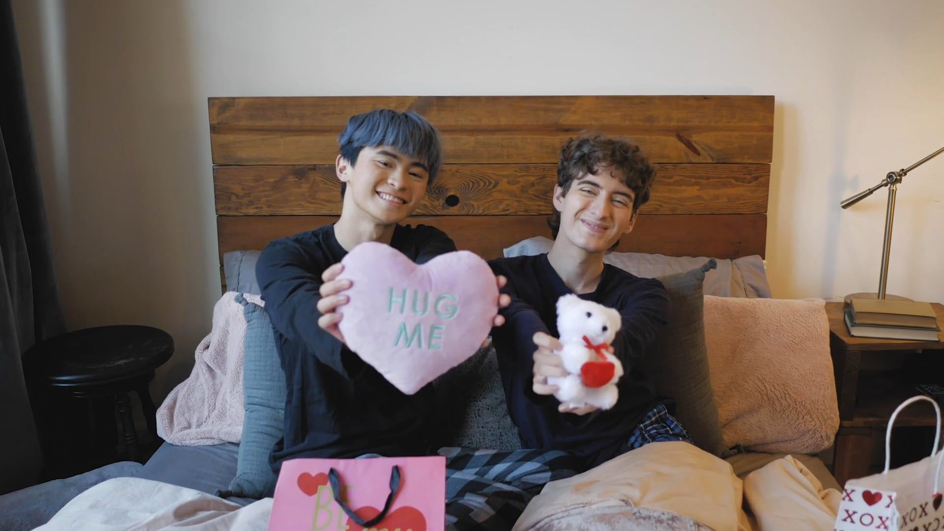 Friends Valentines Videos, Download The BEST Free 4k Stock Video ...
