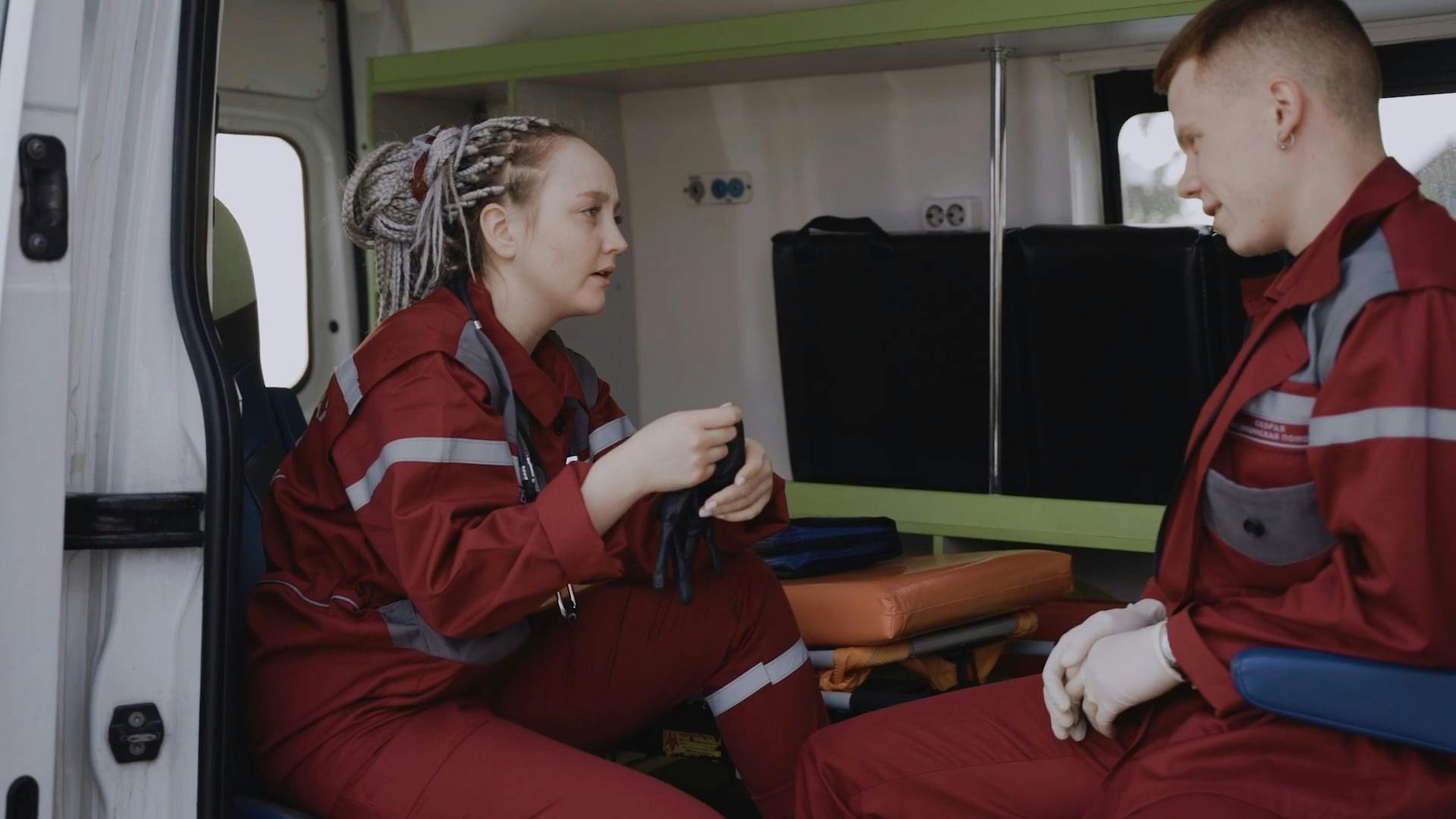 Paramedics Talking Free Stock Video Footage, Royalty-Free 4K & HD Video ...