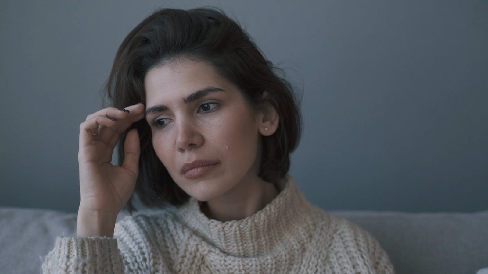 Woman Crying Videos, Download The BEST Free 4k Stock Video Footage ...