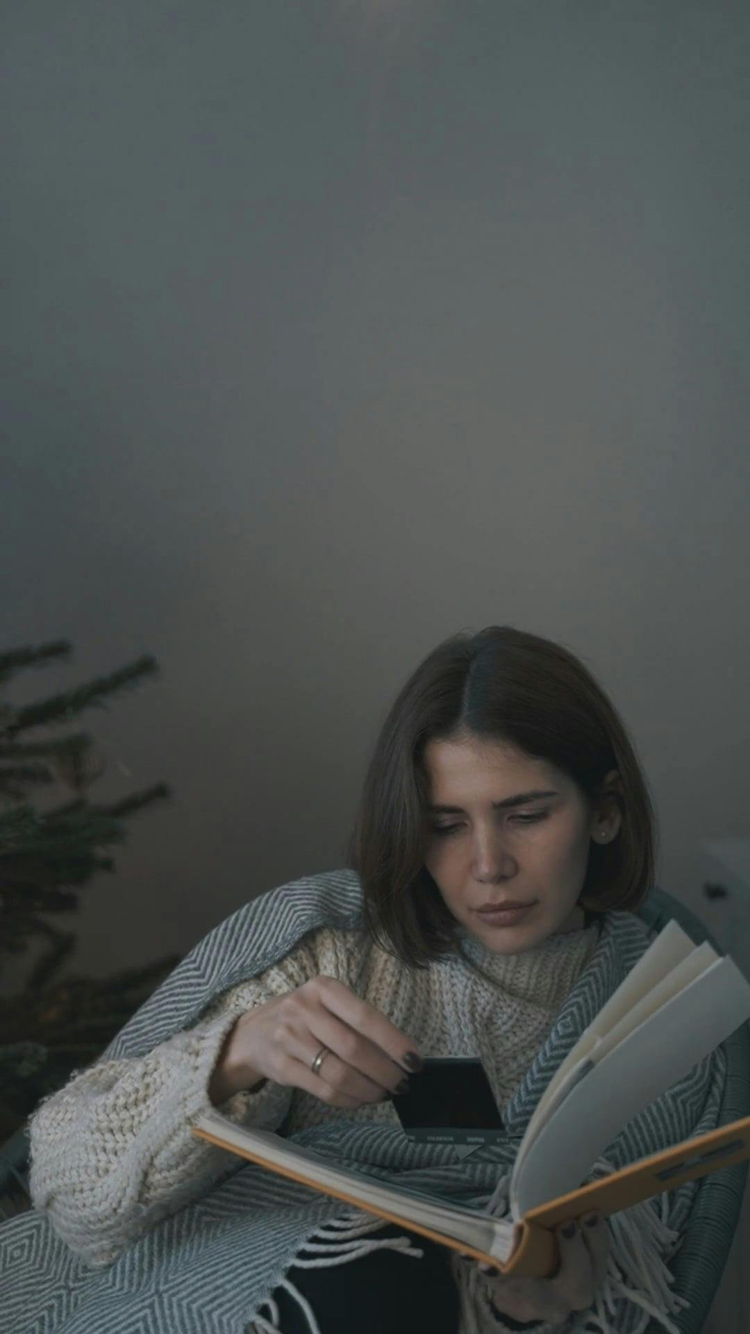 Christmas Sad Videos, Download The BEST Free 4k Stock Video Footage ...