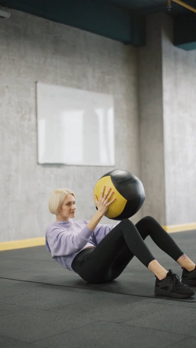 Beautiful Girl Show Her Body Videos, Download The BEST Free 4k Stock ...