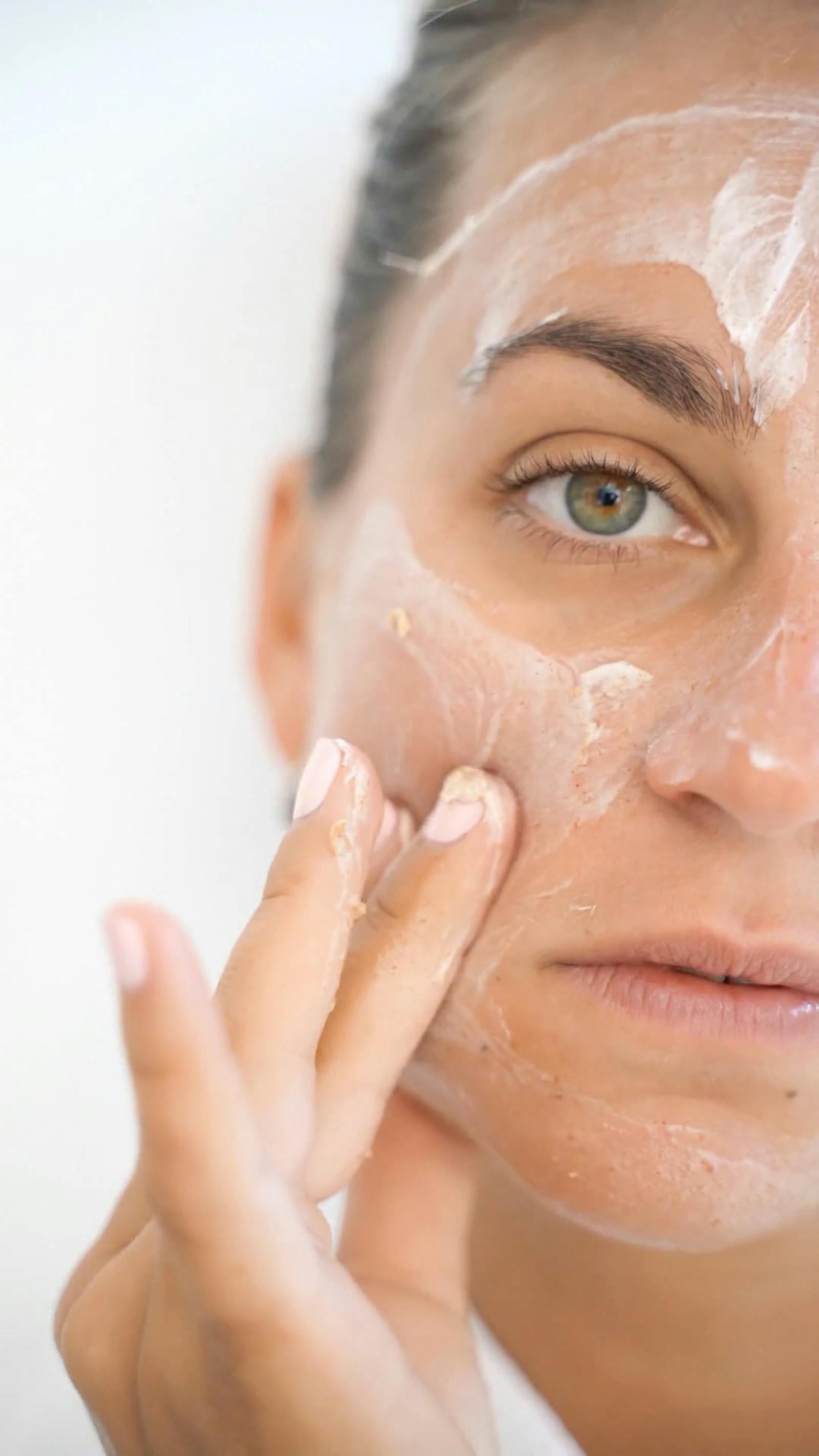 Skincare Product Videos, Download The BEST Free 4k Stock Video Footage ...