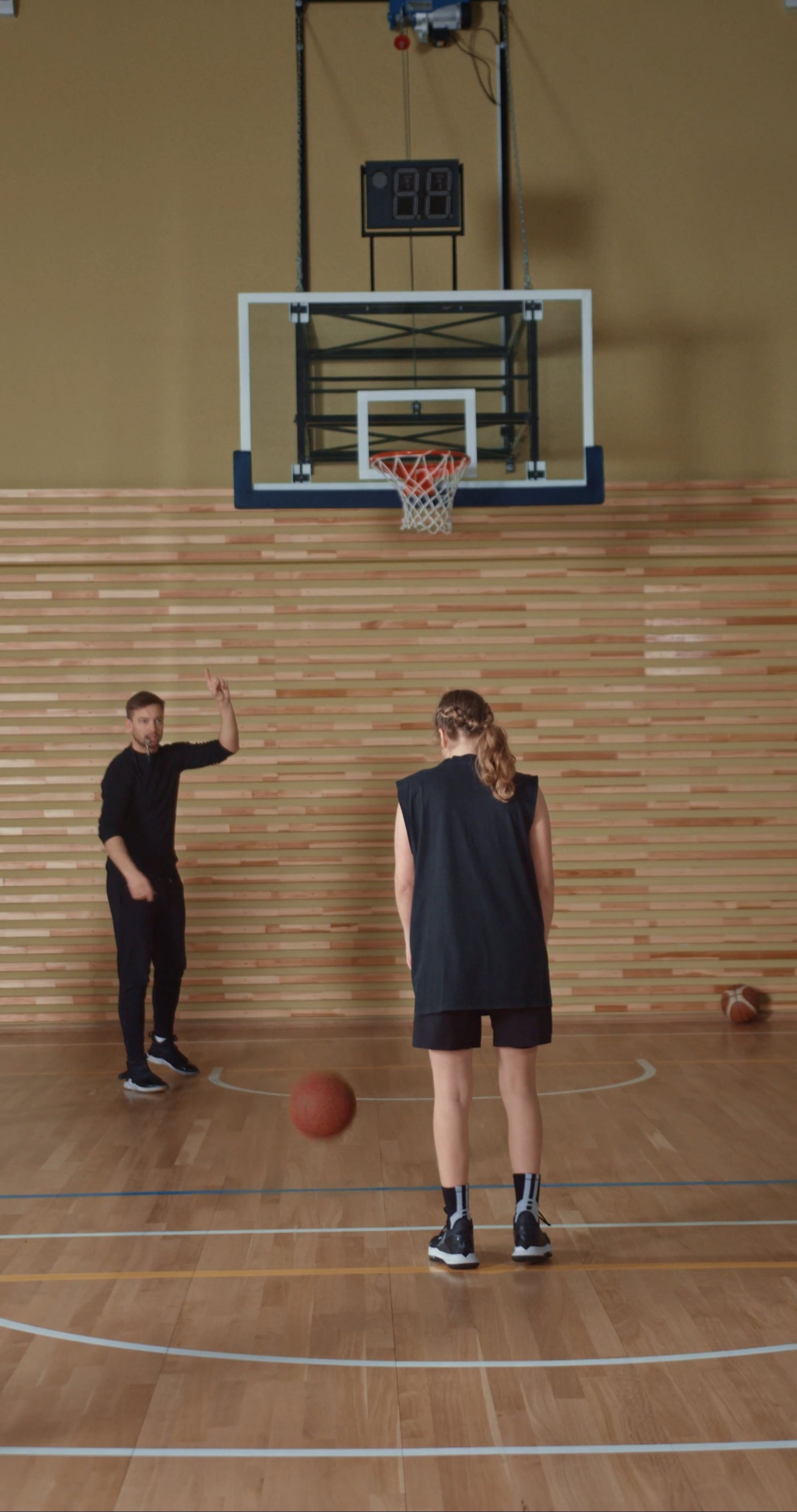 Female Athlete Shooting the Basketball · Free Stock Video