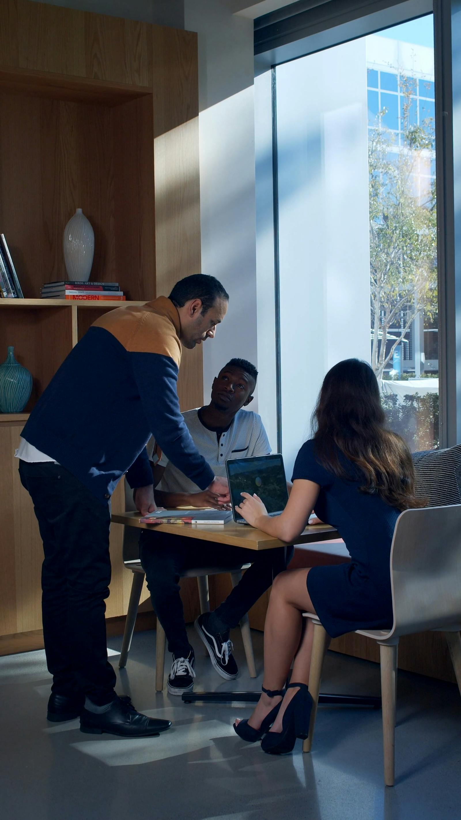 Business Partner Videos, Download The BEST Free 4k Stock Video Footage ...