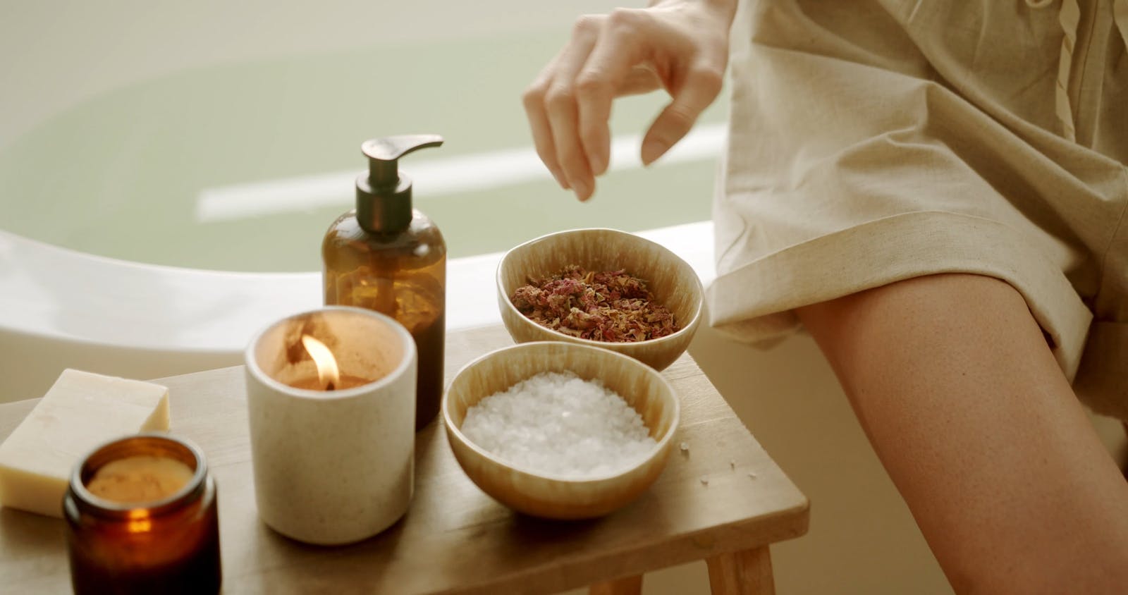 Women Bathing Videos, Download The BEST Free 4k Stock Video Footage ...