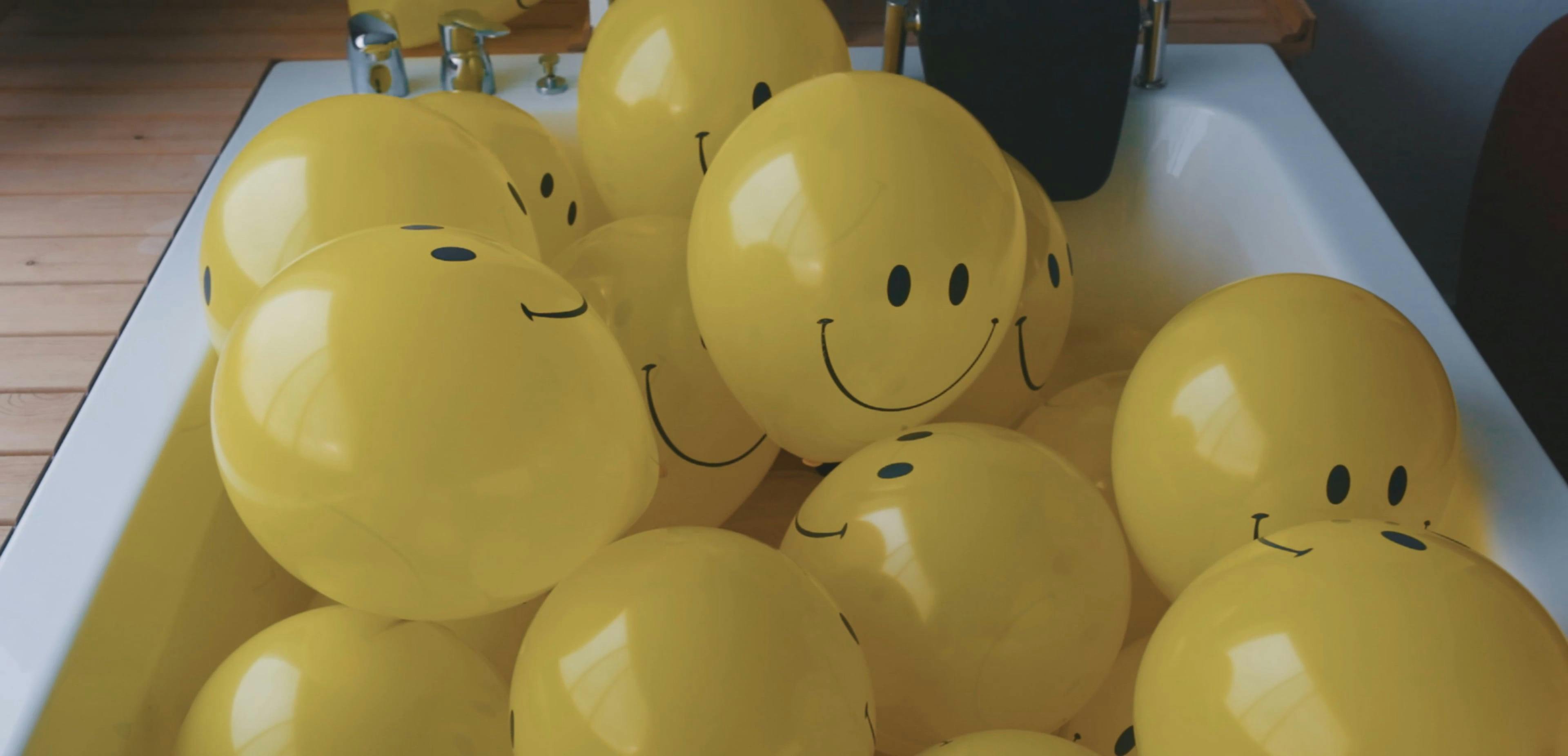 Smiley Face Videos, Download The BEST Free 4k Stock Video Footage ...