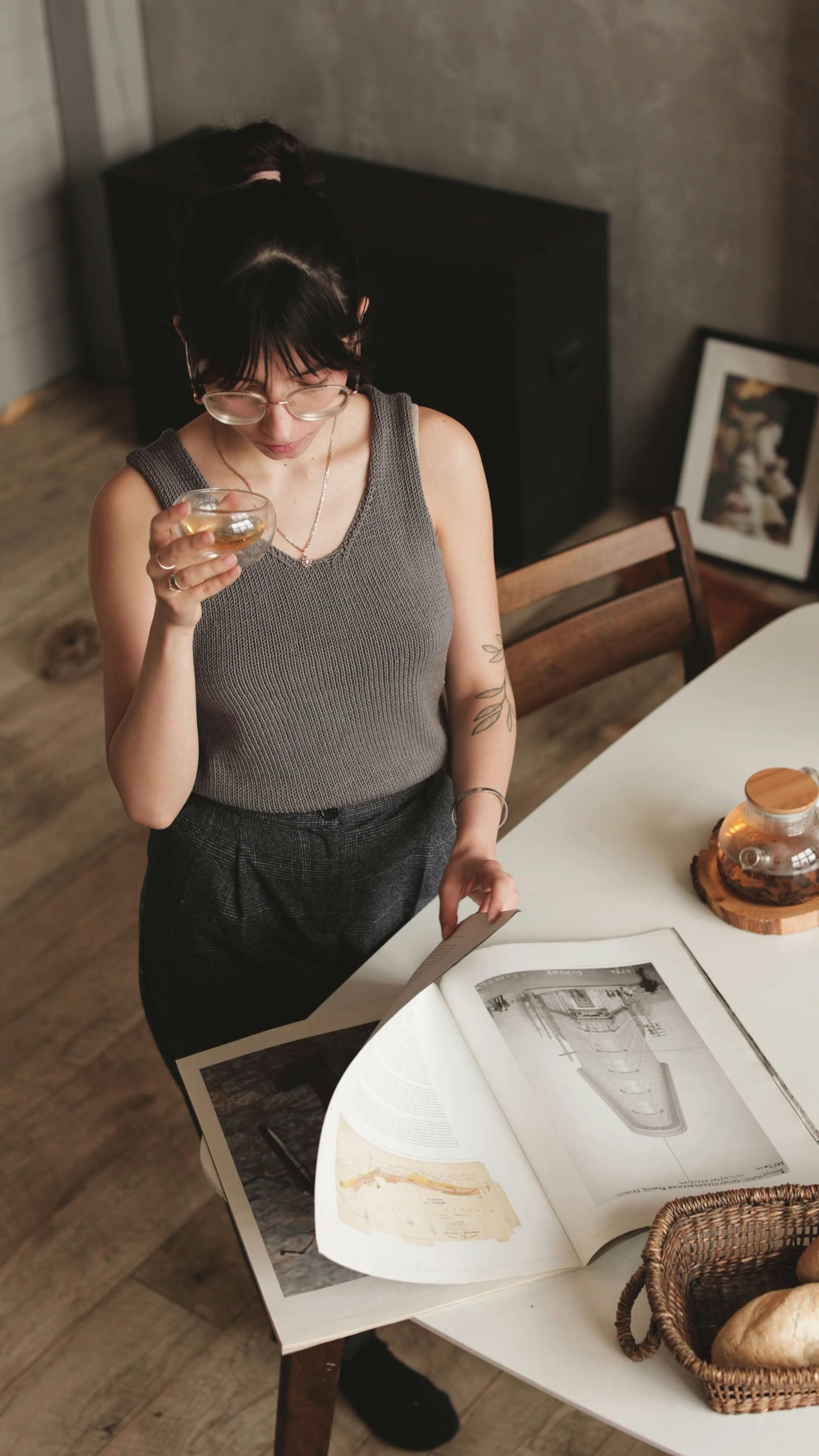 Pause Style Videos, Download The BEST Free 4k Stock Video Footage ...