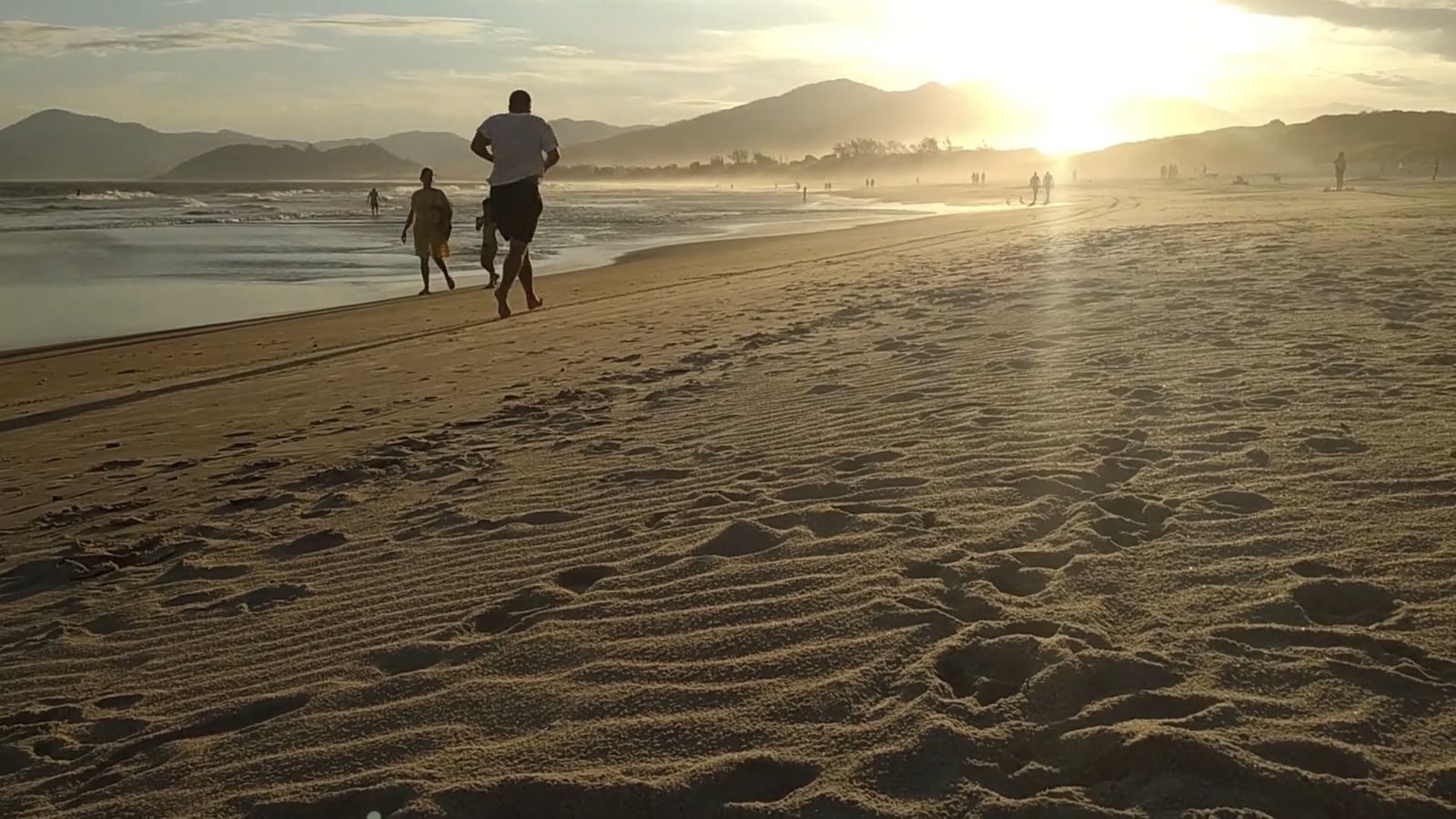 Beach Walking Videos, Download The BEST Free 4k Stock Video Footage ...