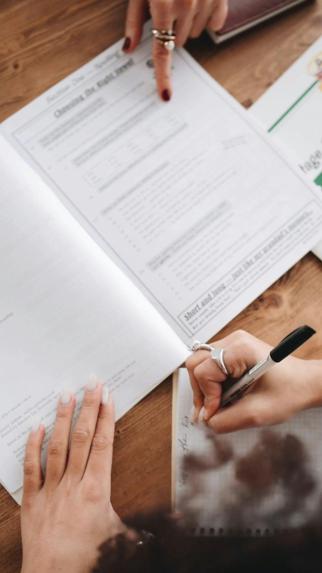 Write English Videos, Download The BEST Free 4k Stock Video Footage ...