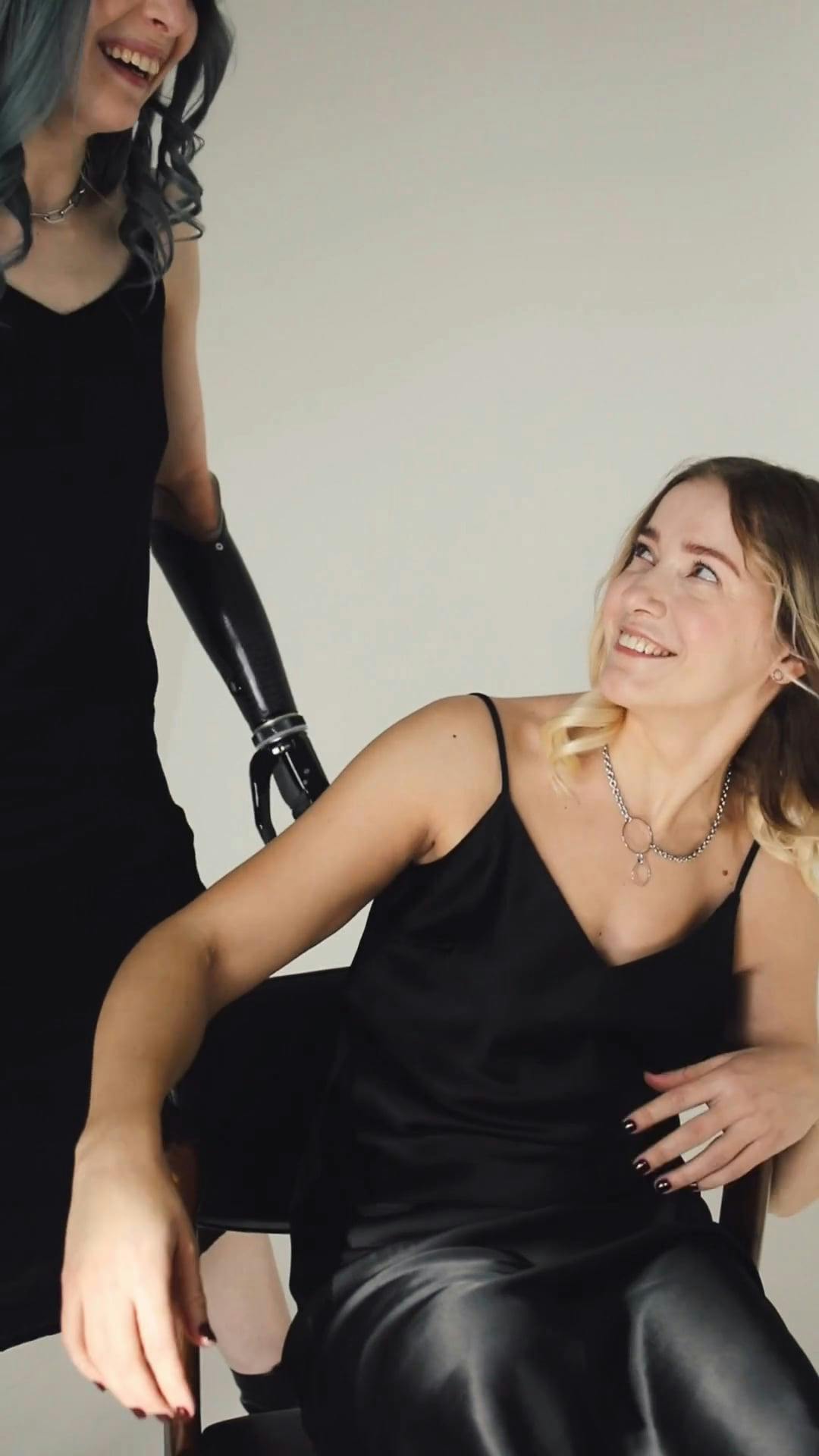 friends 166 Photos & Videos Collected by Polina Tankilevitch