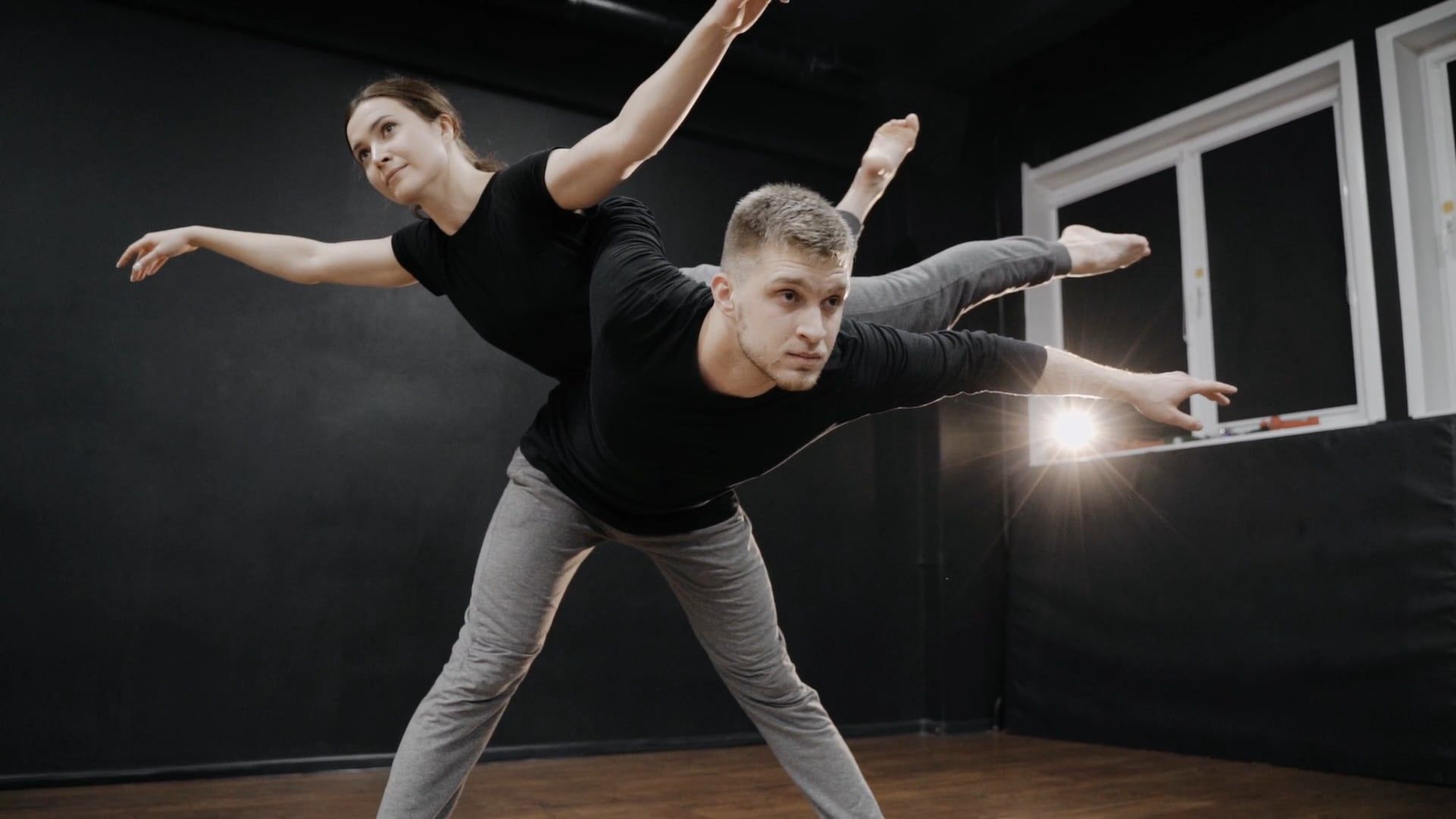 A Man and a Woman Balancing in a Dance · Free Stock Video