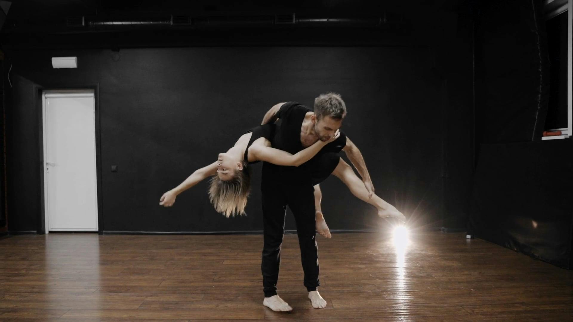 Woman Dancing Actively · Free Stock Video