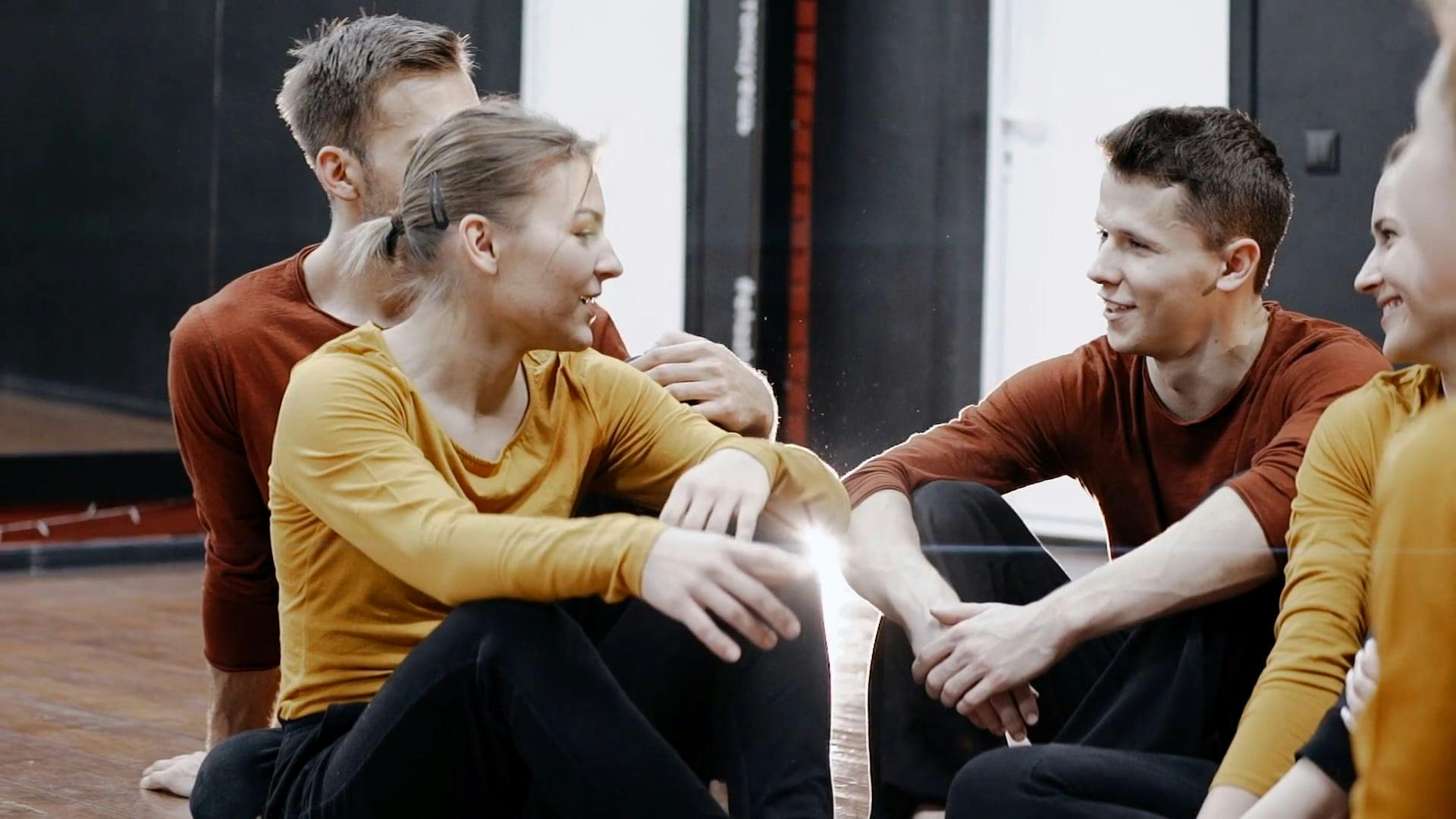 Man Instructing Portraits Videos, Download The BEST Free 4k Stock Video ...