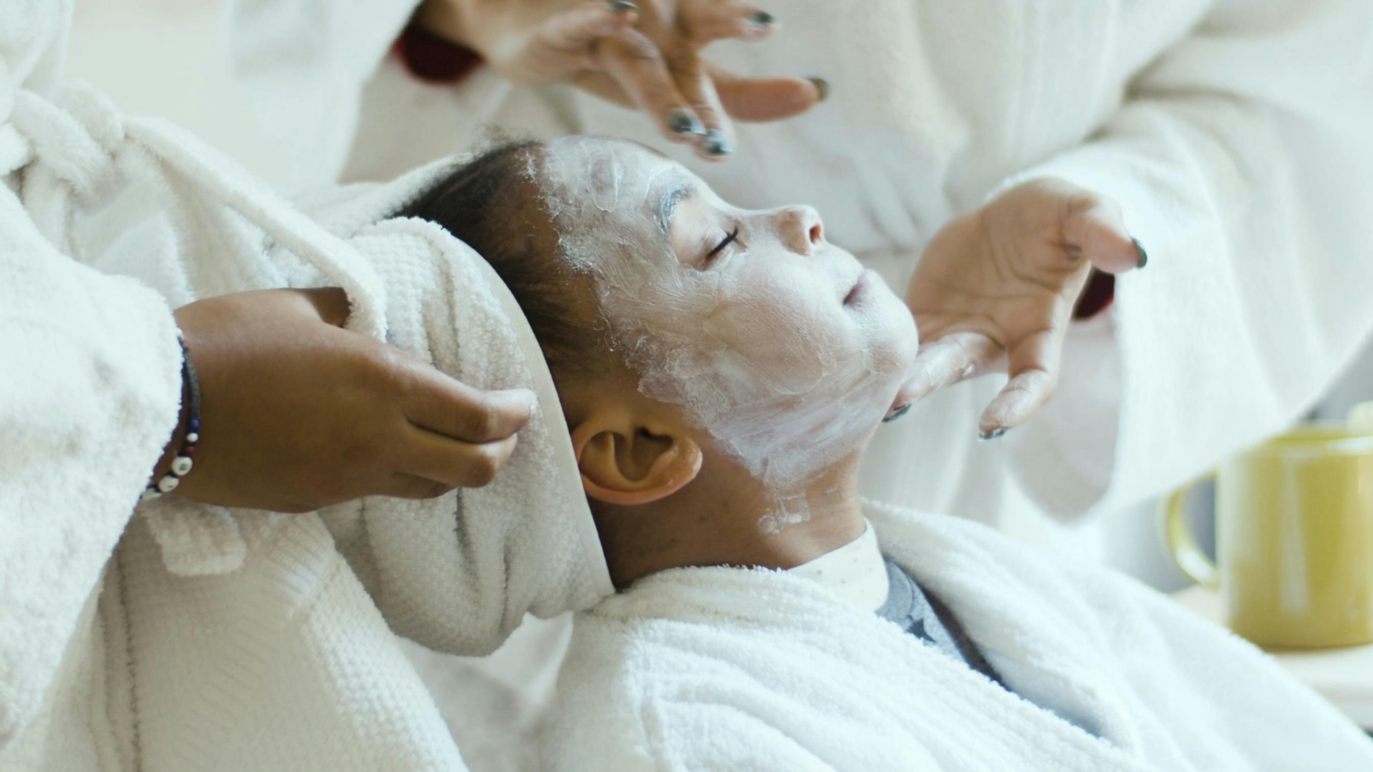 Mother Daughter Spa Day Videos, Download The BEST Free 4k Stock Video ...