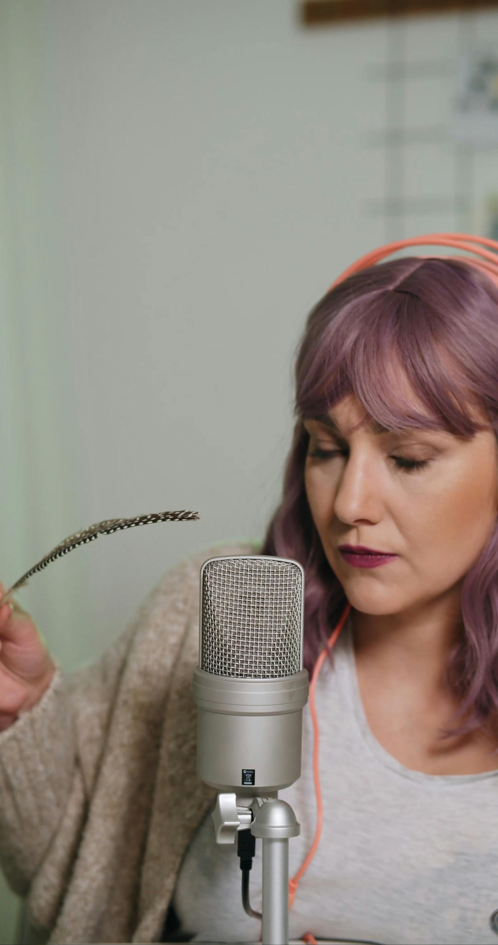 Asmr Videos Videos, Download The BEST Free 4k Stock Video Footage ...