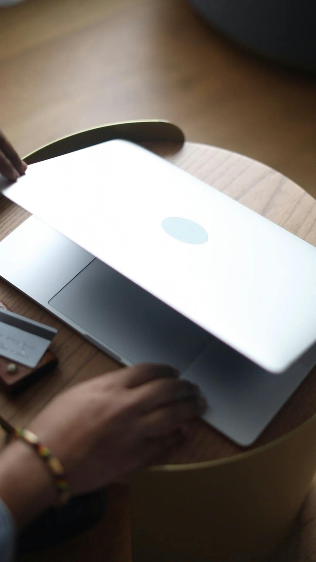 Opening Laptop Videos, Download The BEST Free 4k Stock Video Footage ...