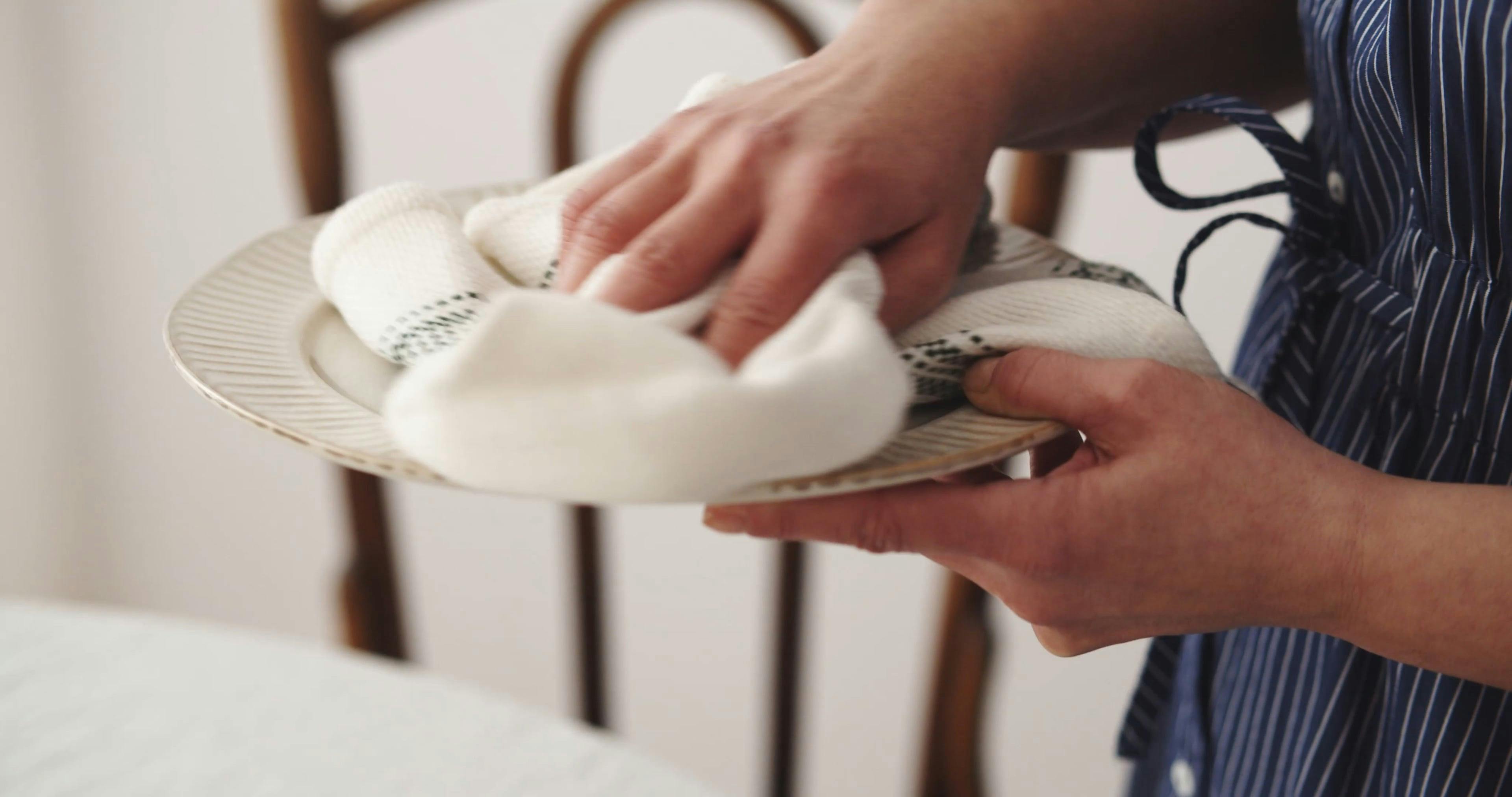 Wiping A Table Videos, Download The BEST Free 4k Stock Video Footage ...