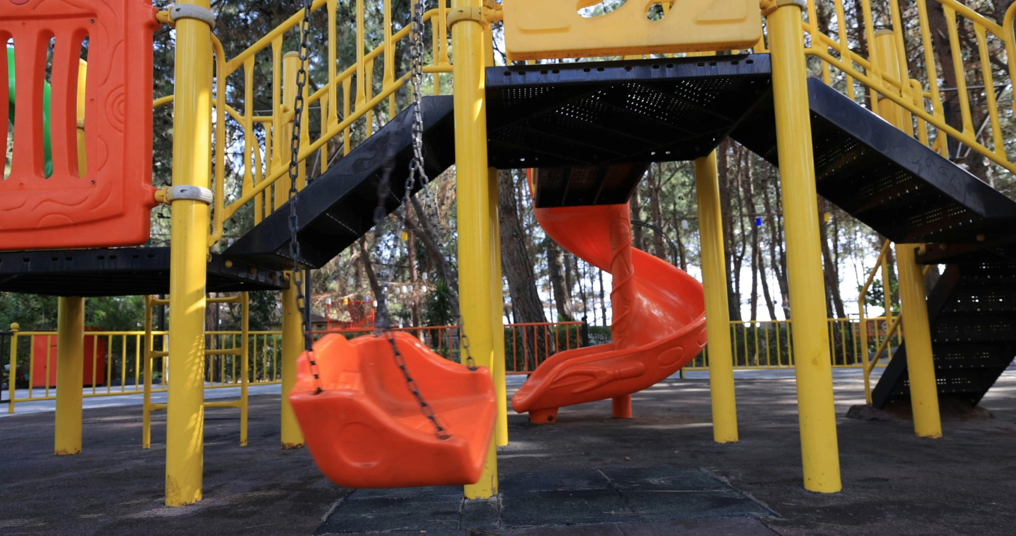 A Moving Swing · Free Stock Video