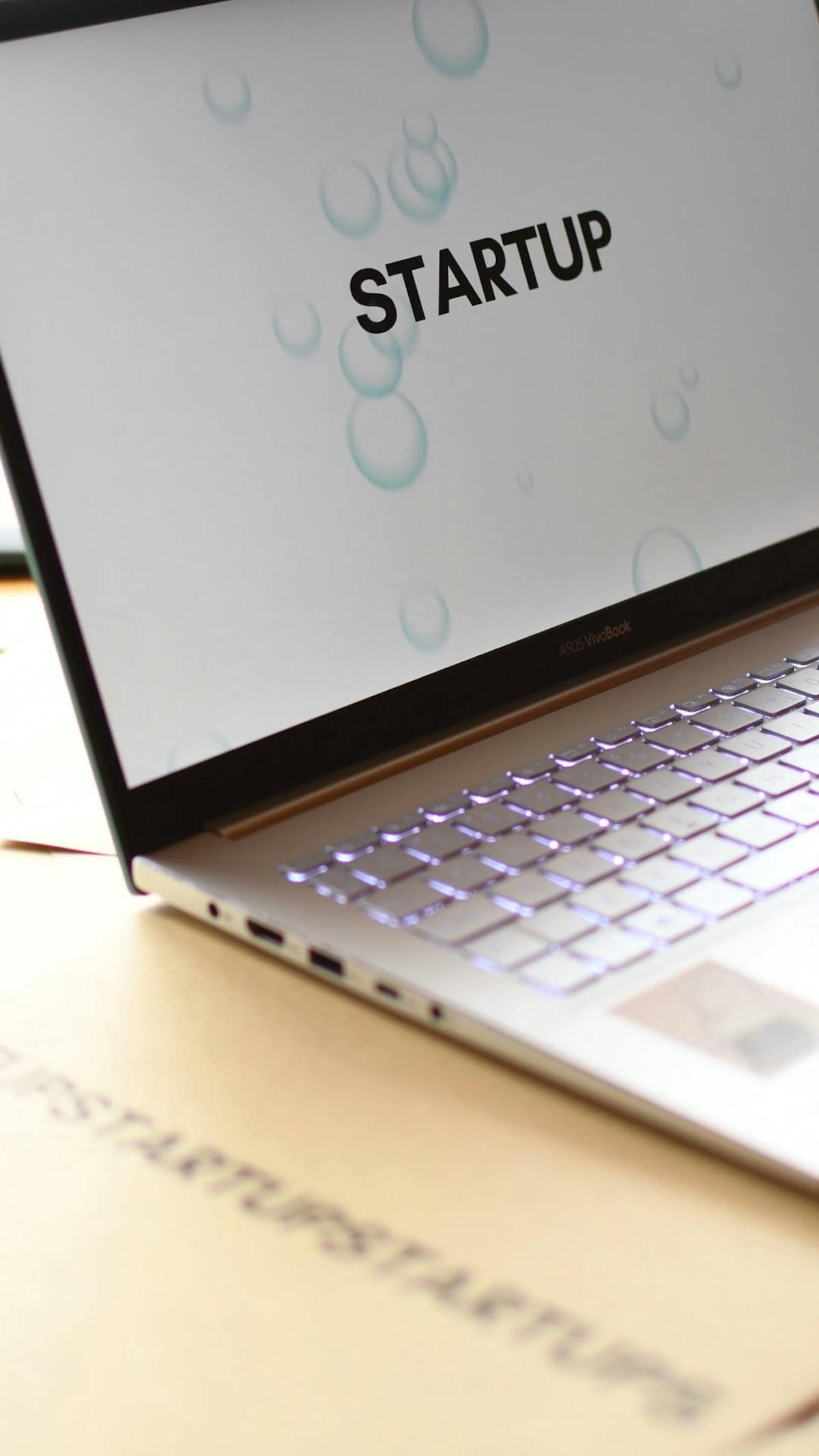 Computer Screen Animation Videos, Download The BEST Free 4k Stock Video ...