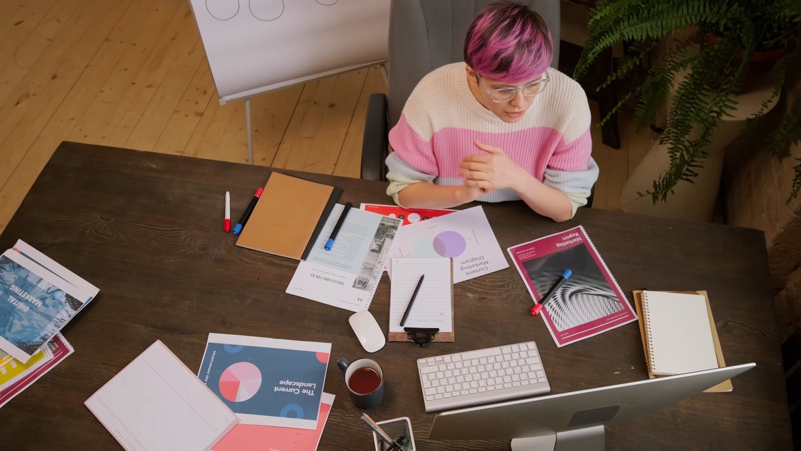 Online Teaching Videos, Download The BEST Free 4k Stock Video Footage ...