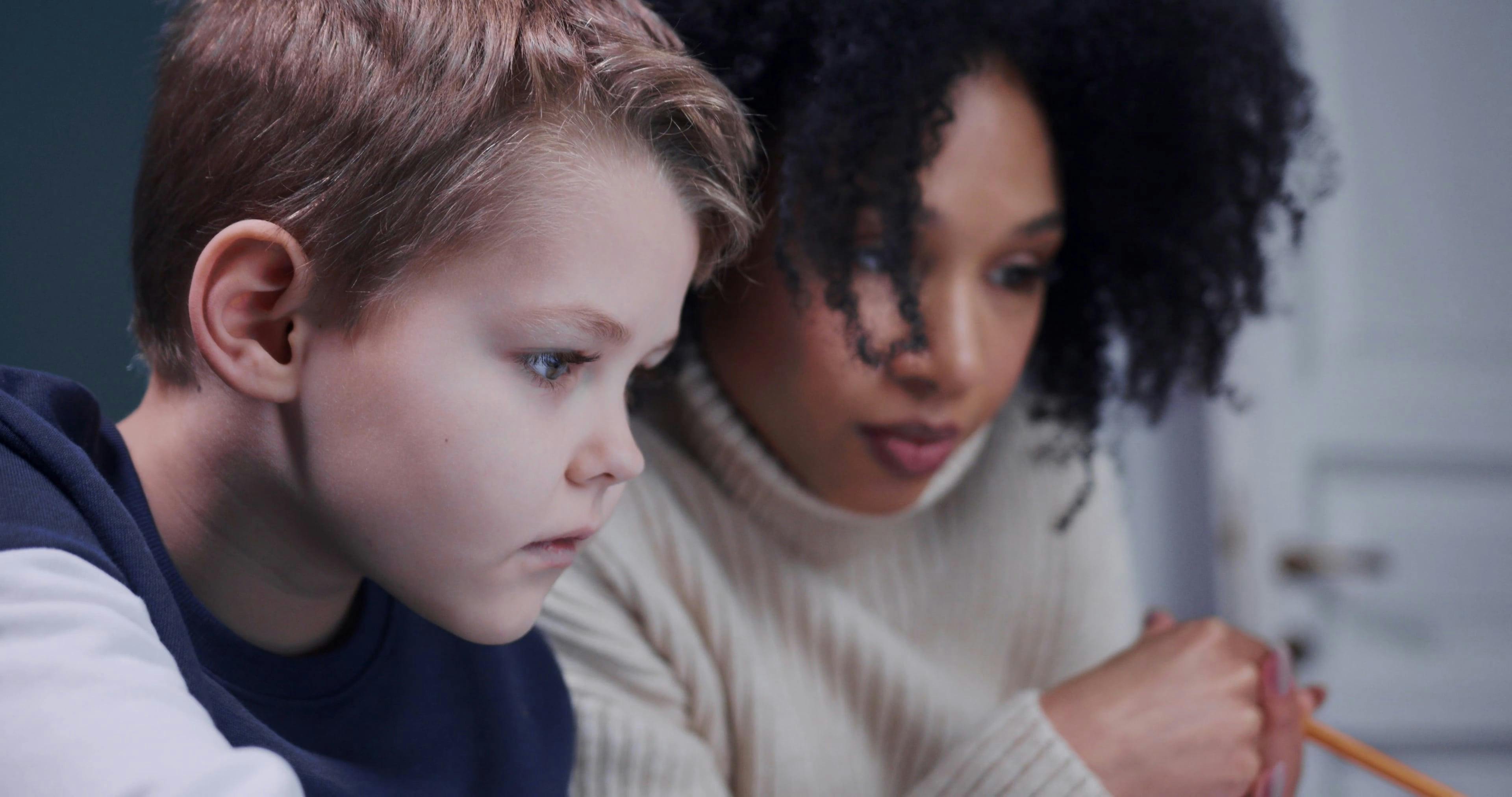 African Student Learning Computer Videos, Download The BEST Free 4k ...