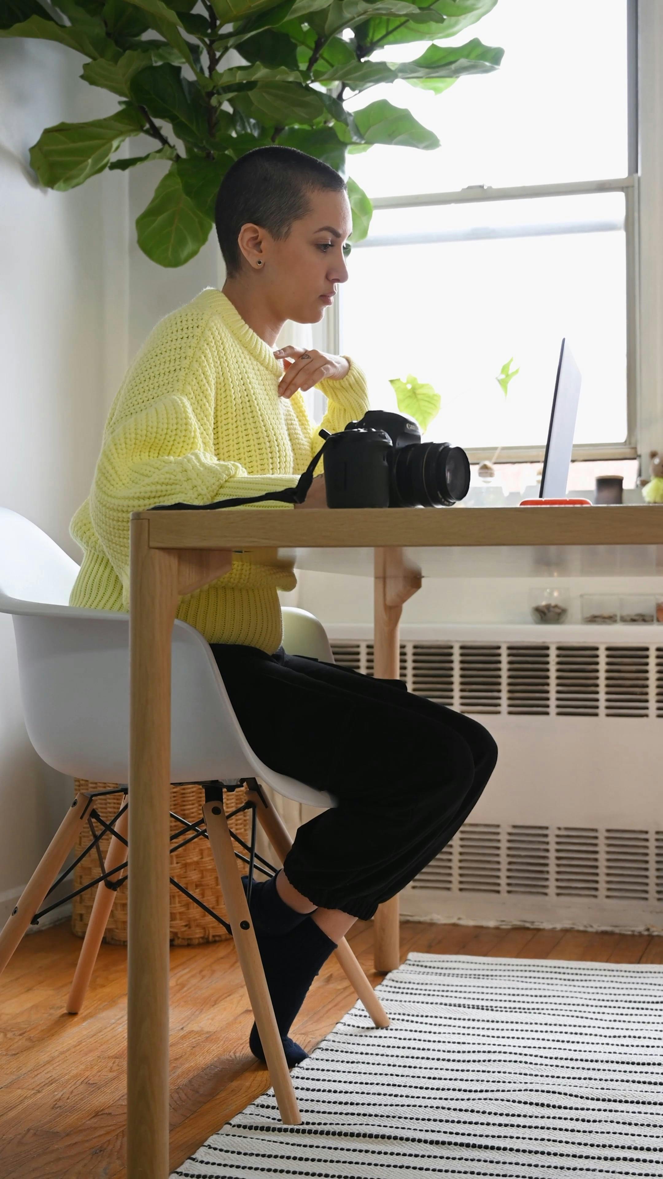 Desktop Camera Videos, Download The BEST Free 4k Stock Video Footage ...