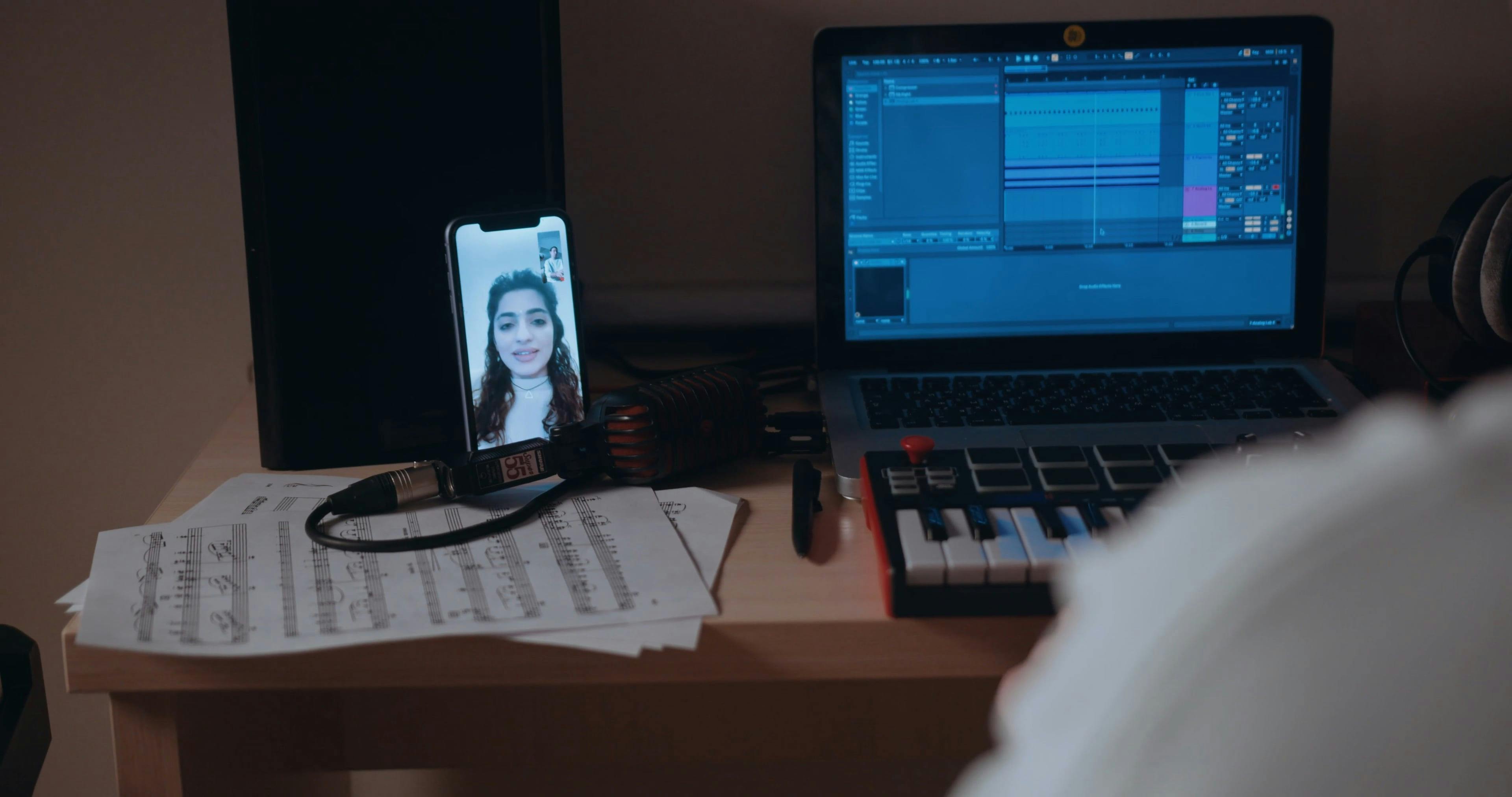 Call Recording Videos, Download The BEST Free 4k Stock Video Footage ...