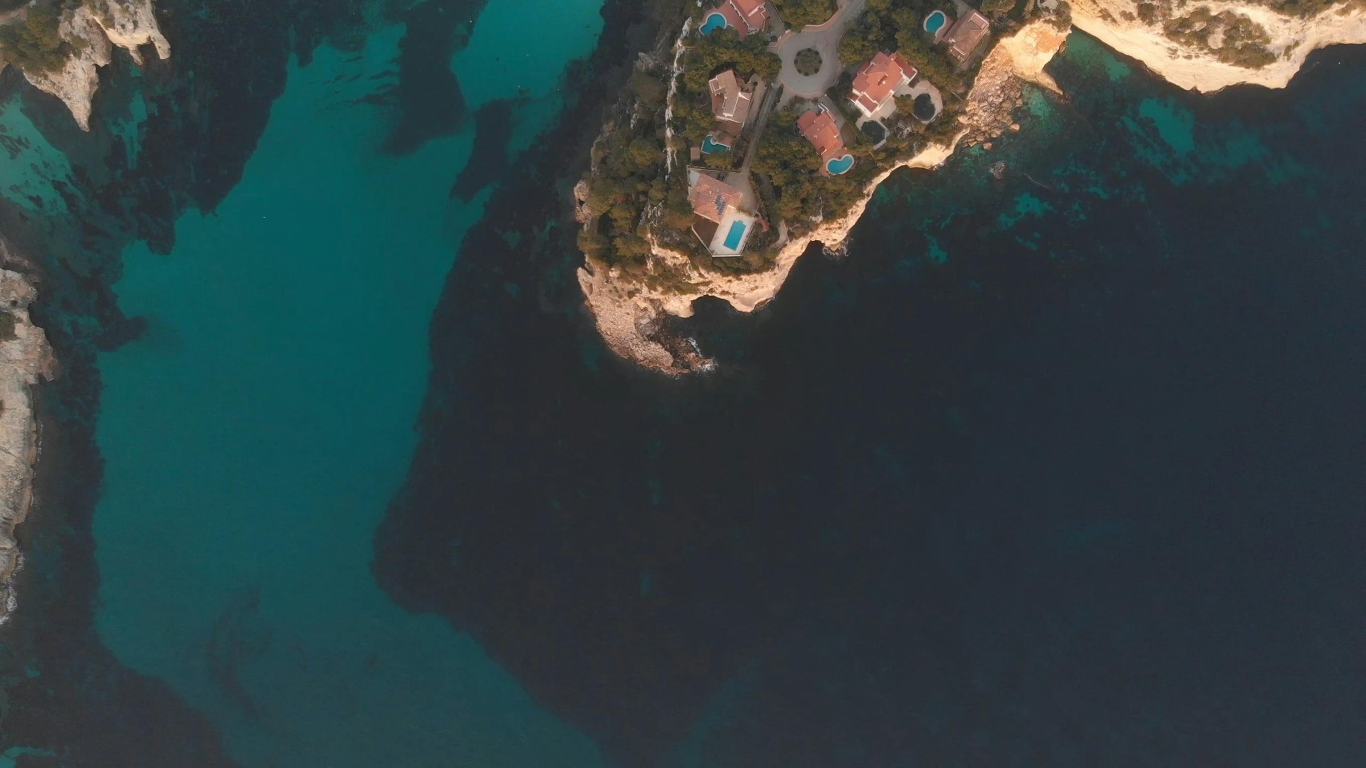 A Drone Footage of the Mweenish Beach · Free Stock Video