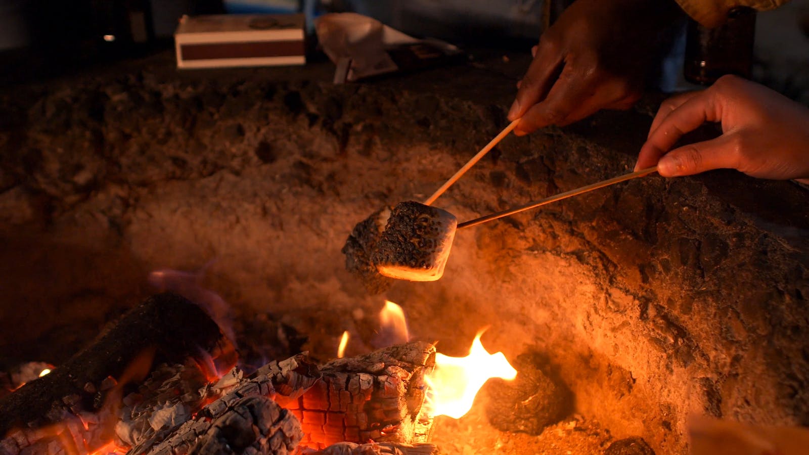 Fire Pit Videos, Download The BEST Free 4k Stock Video Footage & Fire ...