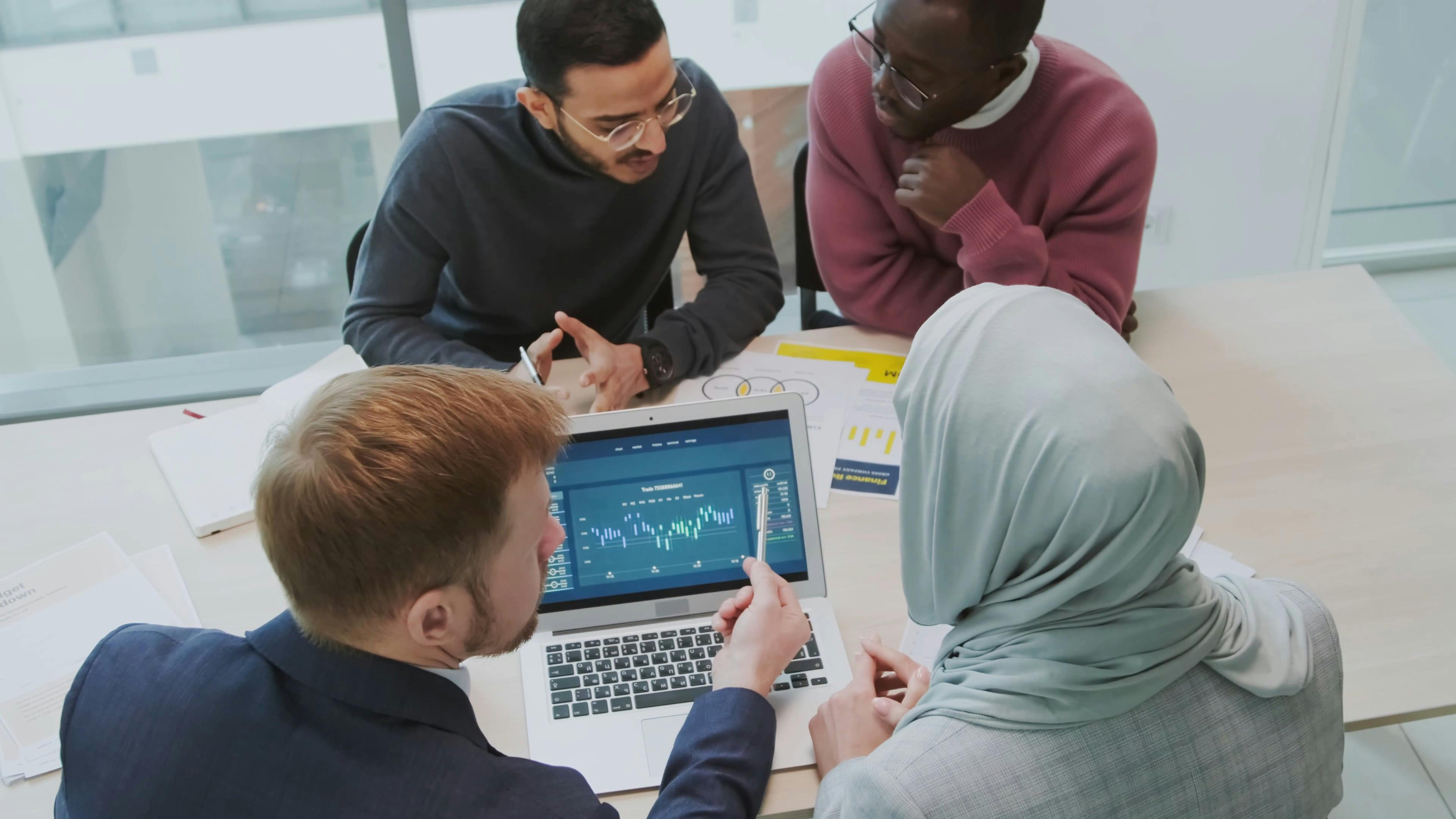 Professionals Facing Computer Screen Videos, Download The BEST Free 4k ...