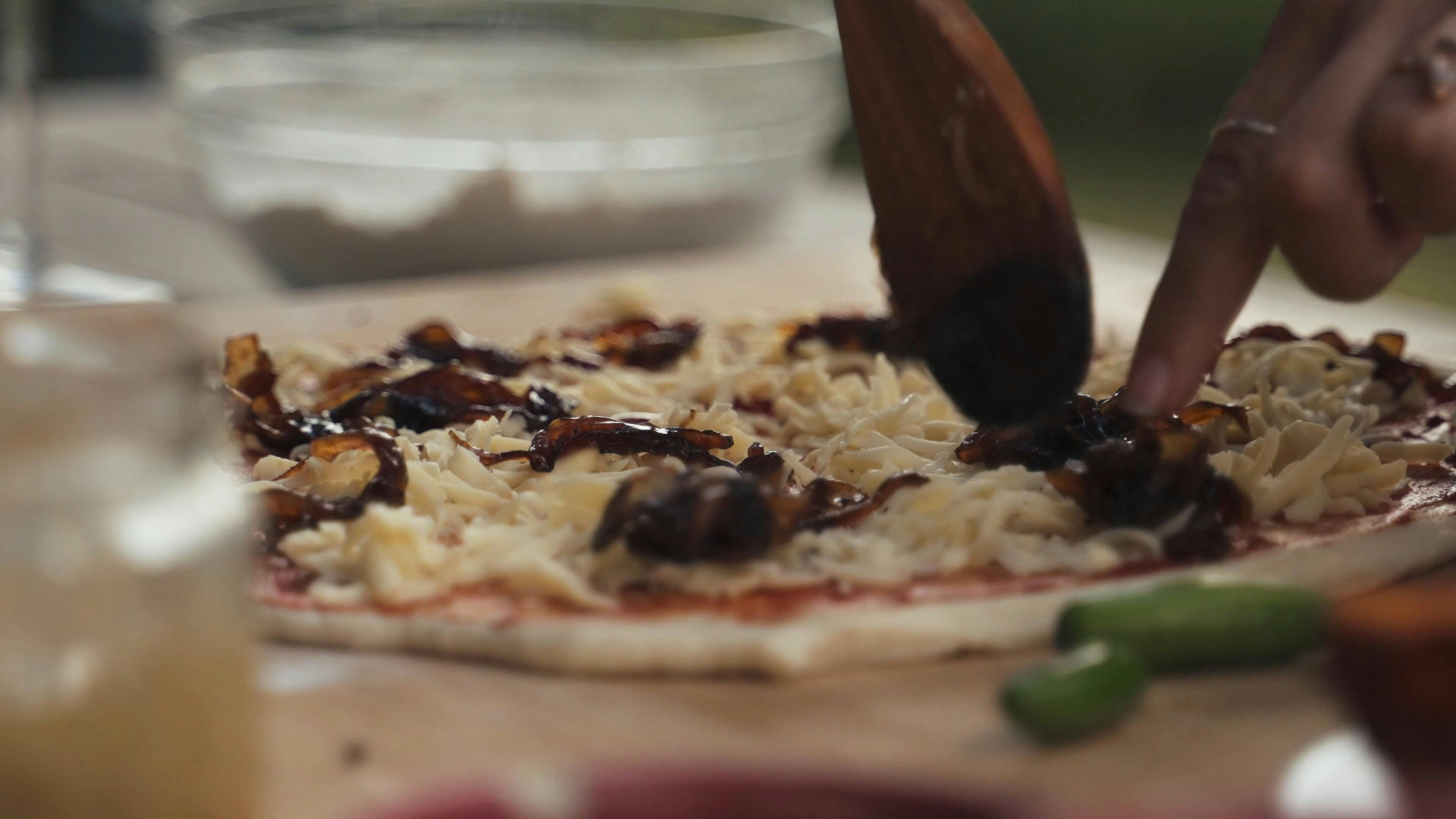 Pizza 4k Videos, Download The BEST Free 4k Stock Video Footage & Pizza ...