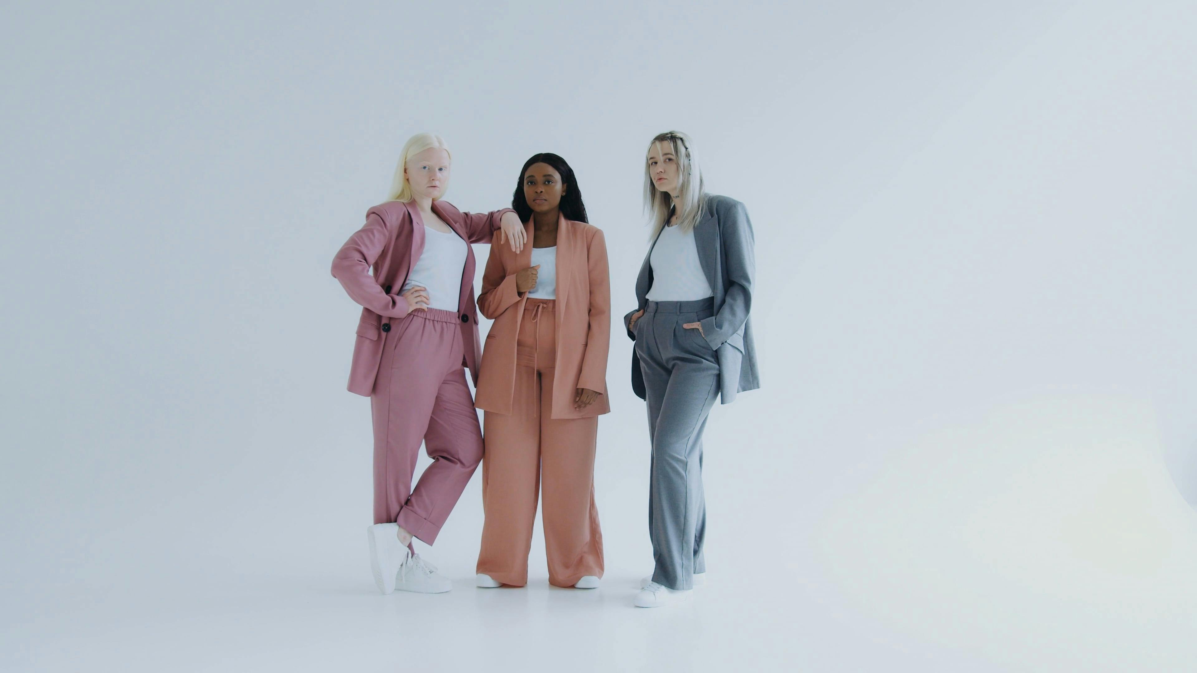 A Beautiful Woman in Bikini Showing Middle Finger · Free Stock Video