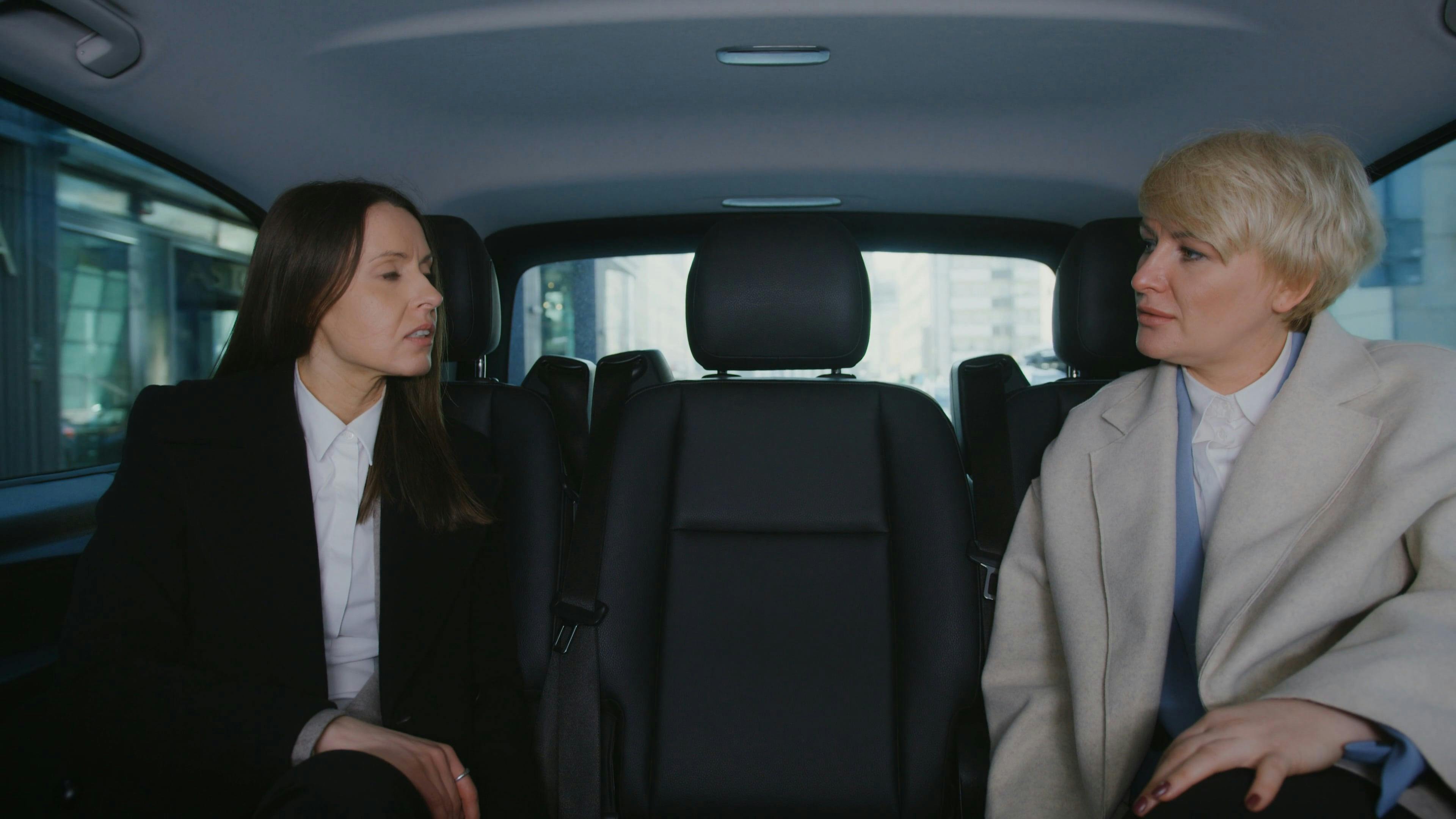 Vídeos de stock gratuitos sobre asiento trasero, automóvil, cabeceo ...