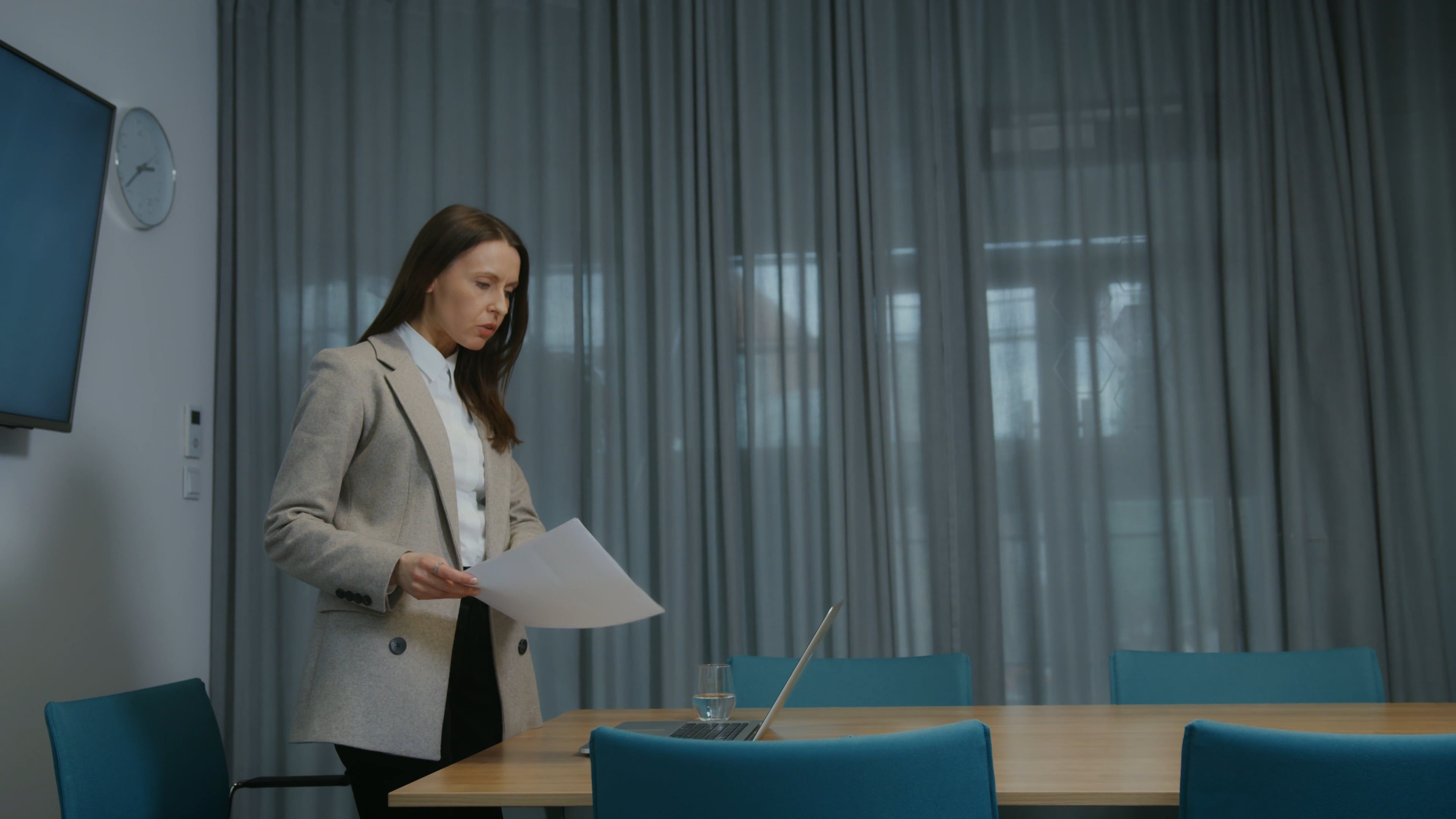 Office Duties Videos, Download The BEST Free 4k Stock Video Footage ...
