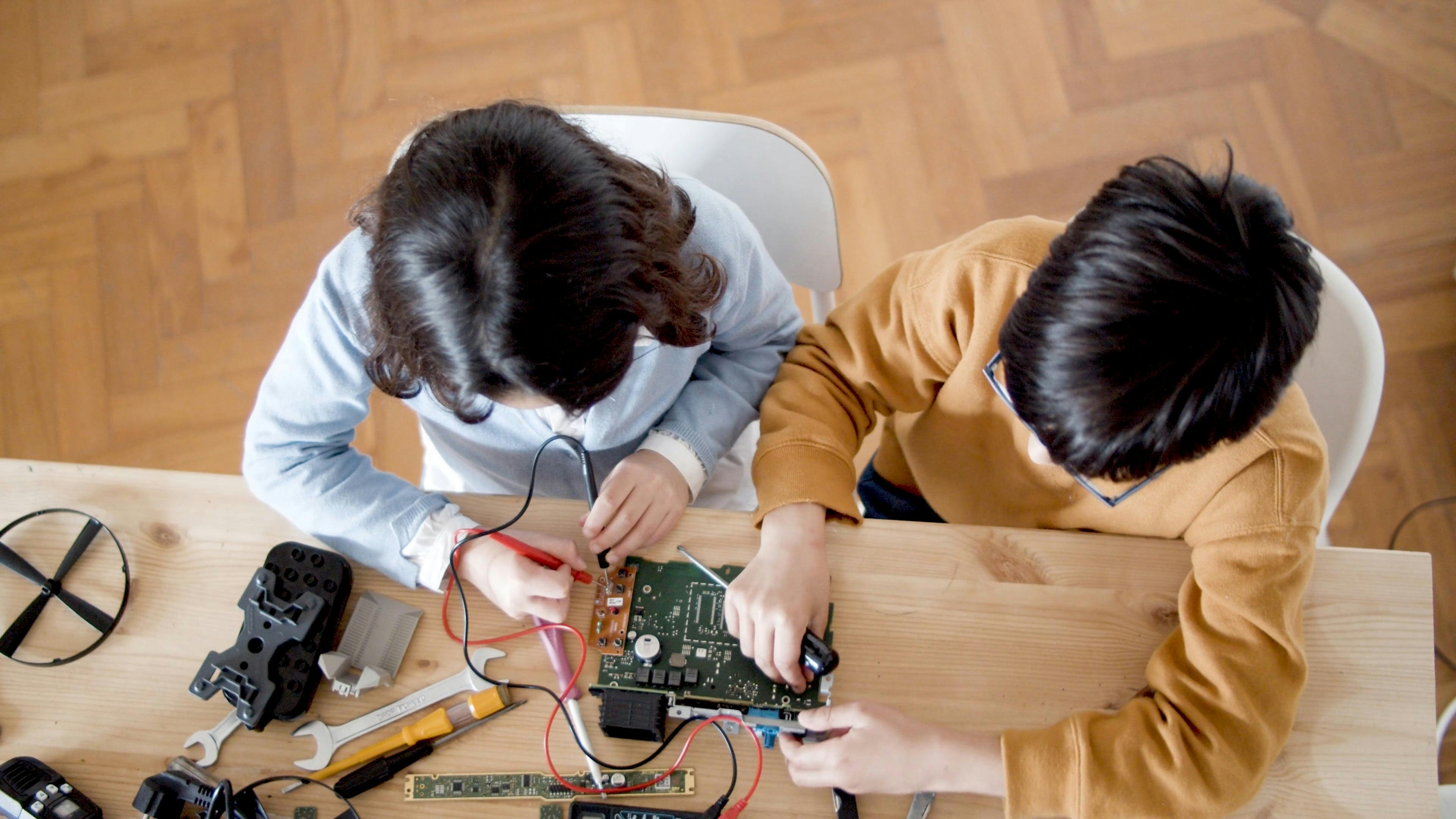 Children Using Tools Free Stock Video Footage, Royalty-Free 4K & HD ...