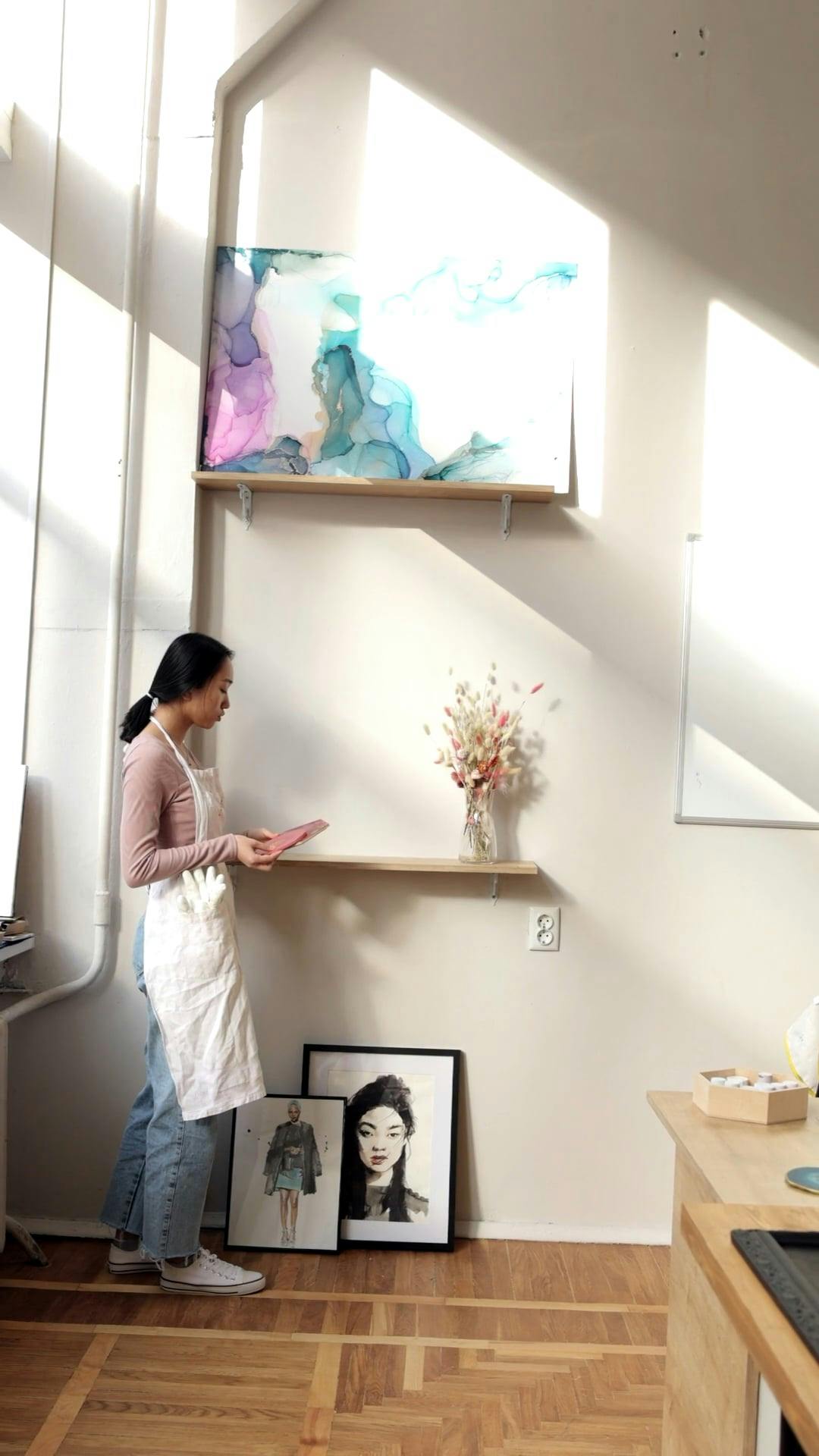 Installing A Shelf Videos, Download The BEST Free 4k Stock Video ...