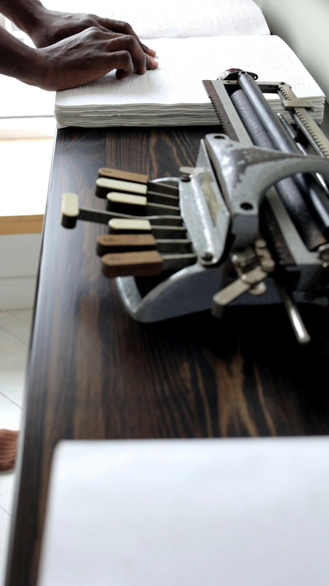 Machine Learning Python Book Videos, Download The BEST Free 4k Stock ...