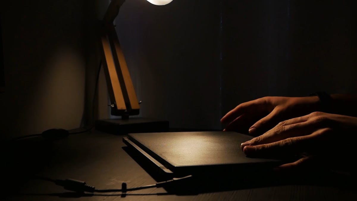 Opening Laptop Videos, Download The BEST Free 4k Stock Video Footage ...