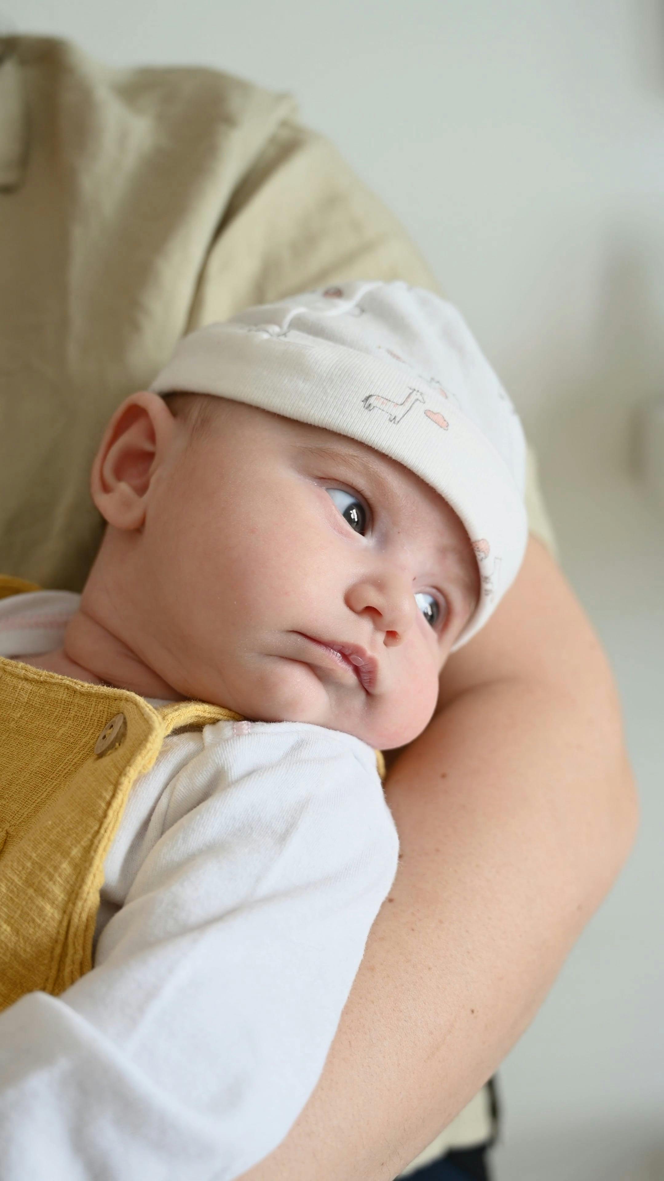 Bangladeshi Small & Cute Girl Videos, Download The BEST Free 4k Stock ...