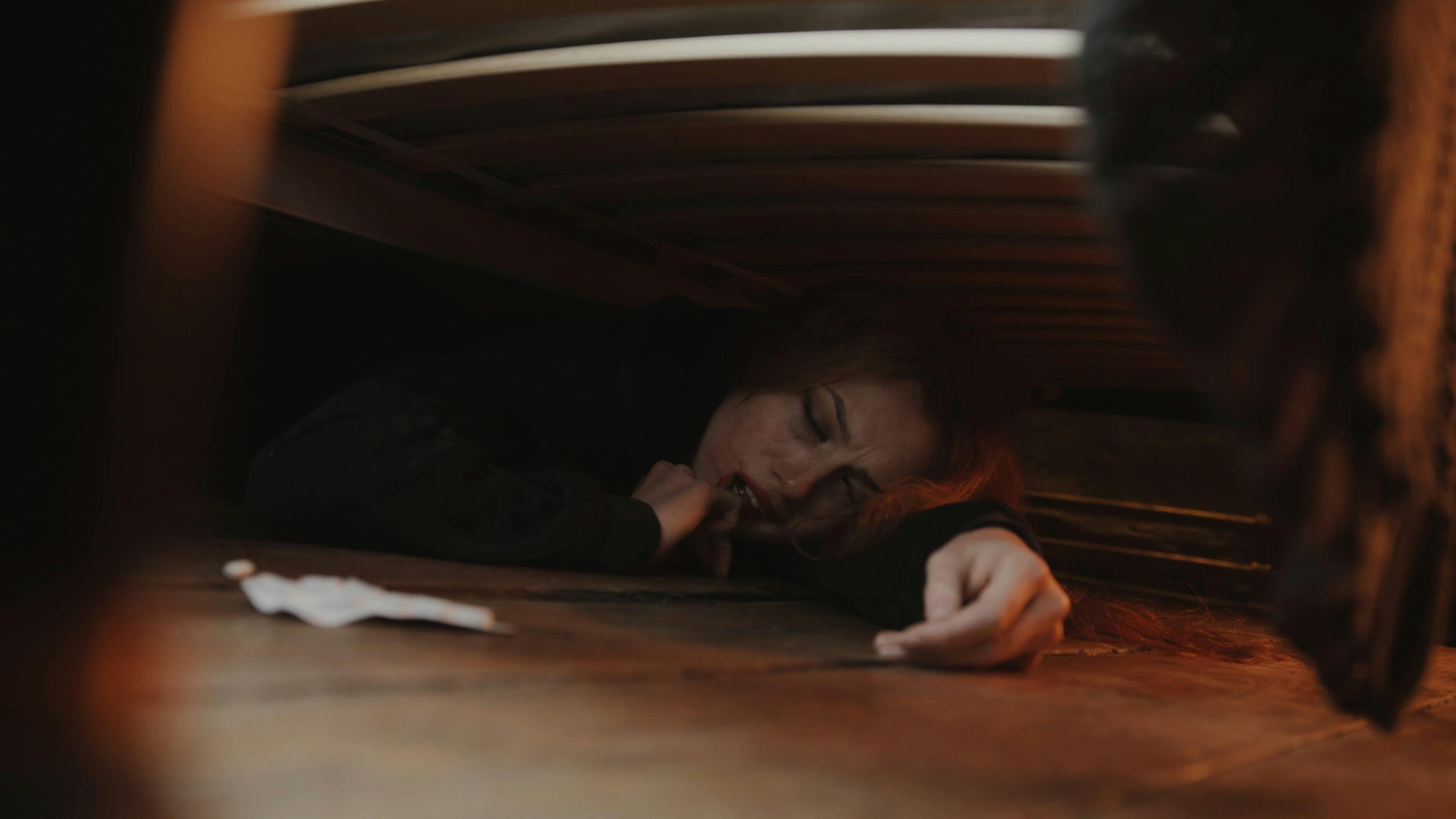 Vídeos de stock gratuitos sobre adentro, afligido, agotado