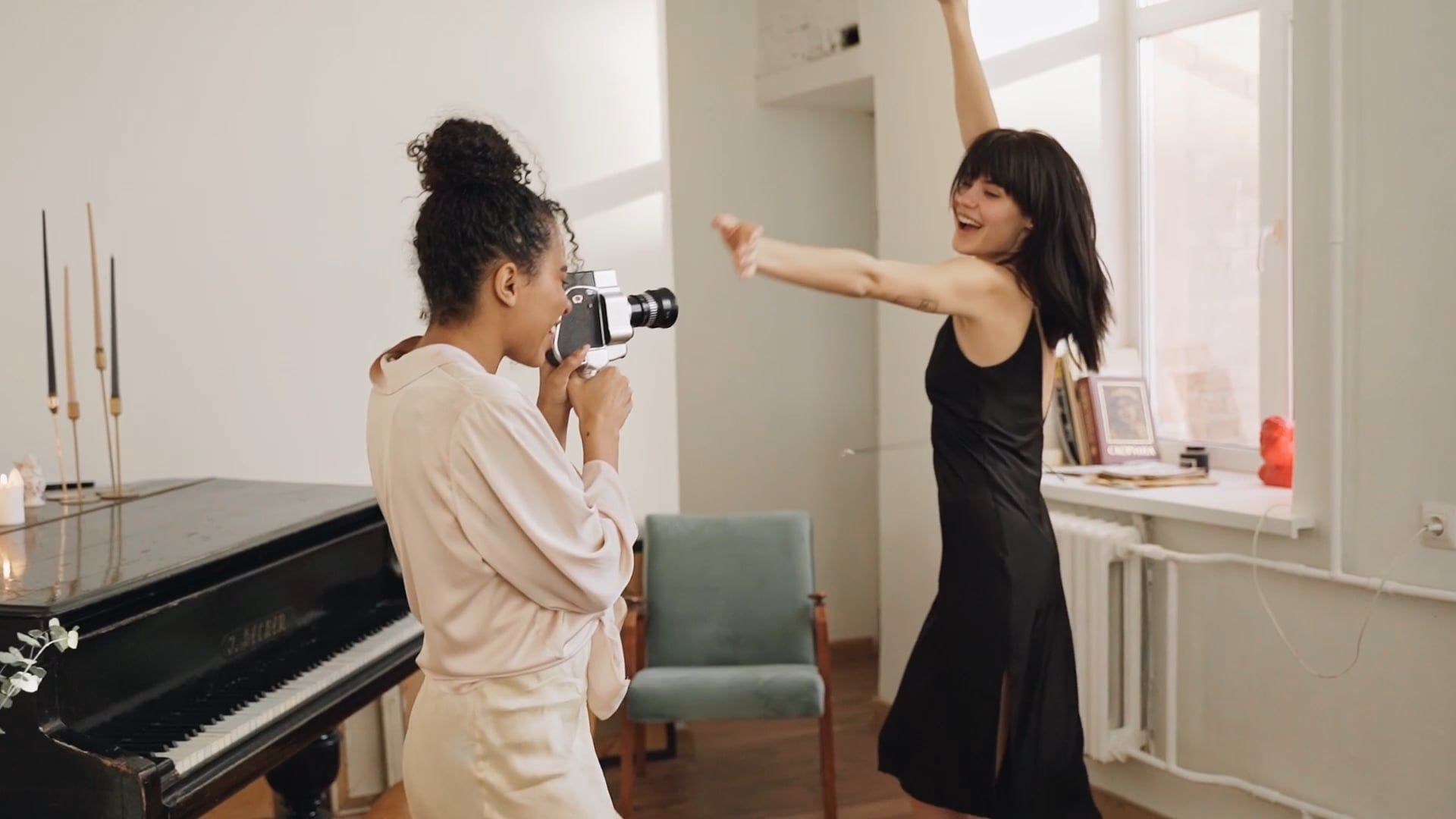 Move A Piano Videos, Download The BEST Free 4k Stock Video Footage ...