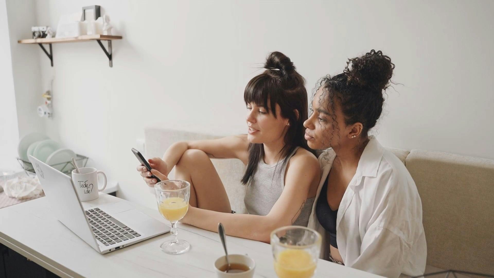 Women Taking Picture using Smartphone while Eating Breakfast · Free ...