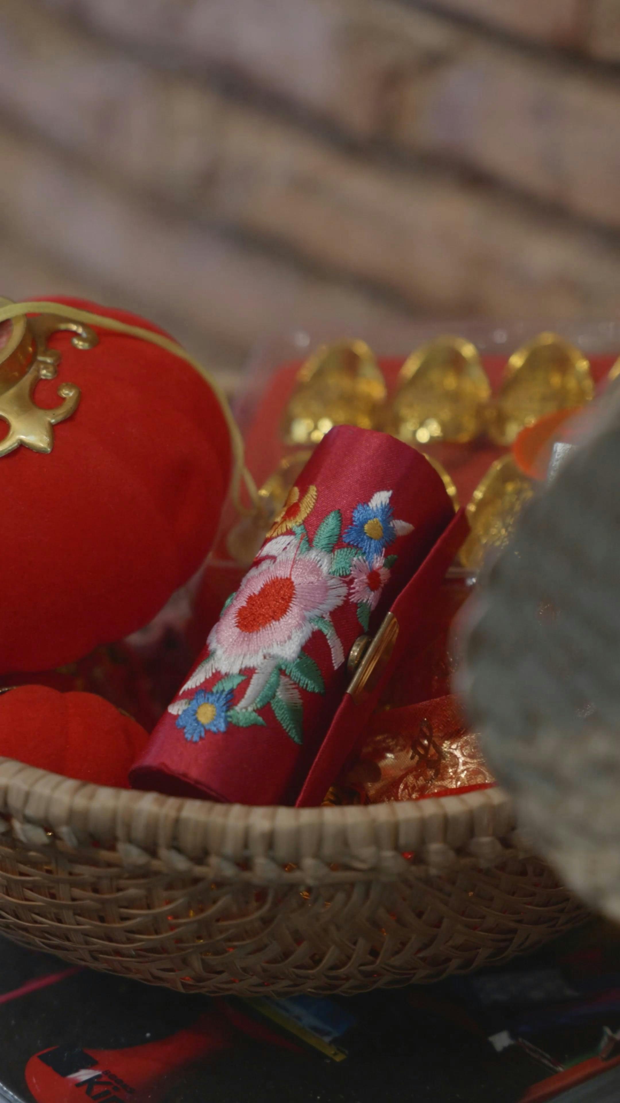 Gold Symbols Videos, Download The BEST Free 4k Stock Video Footage ...