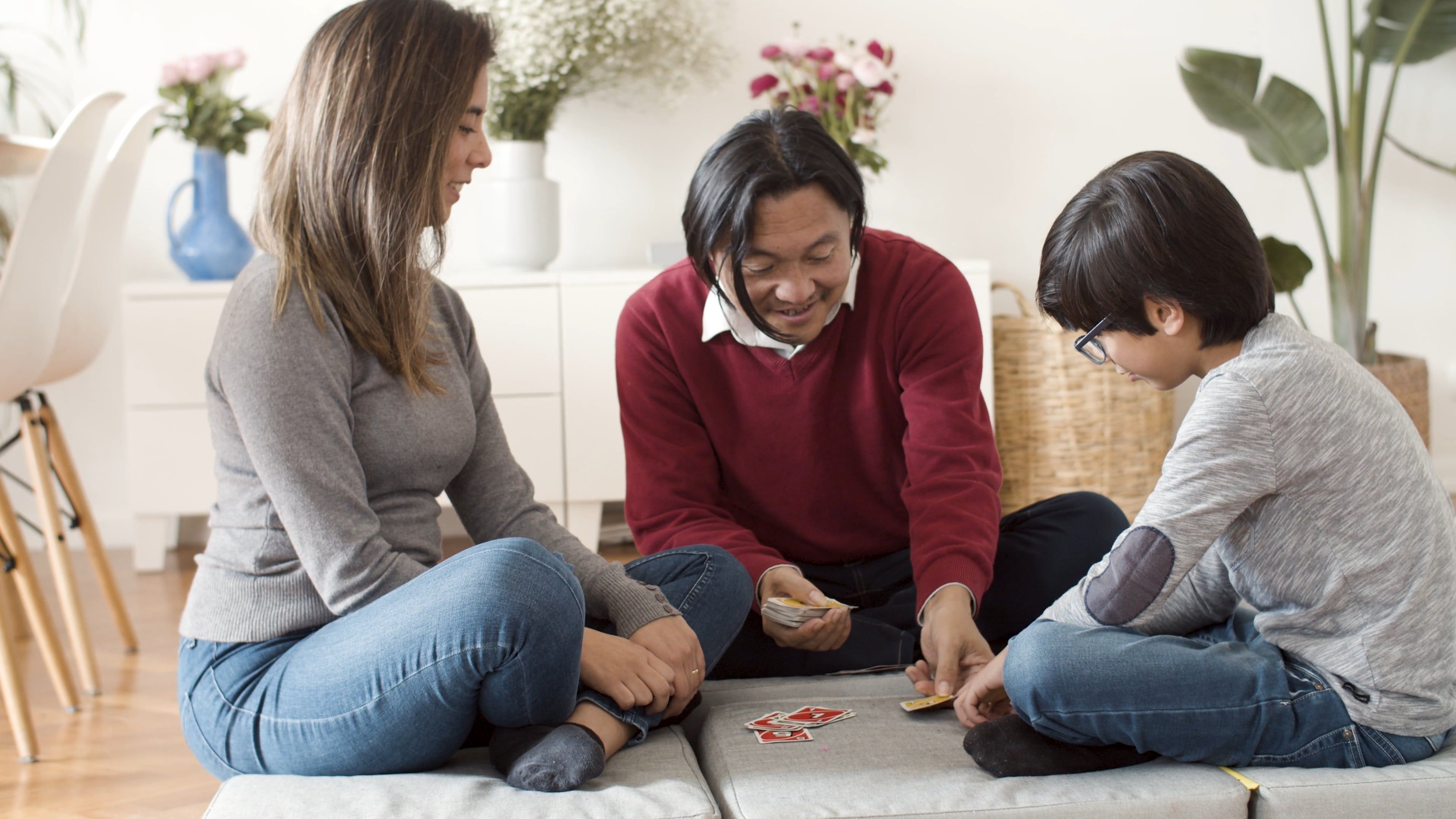 A Family Playing Uno Cards Free Stock Video Footage, Royalty-Free 4K ...