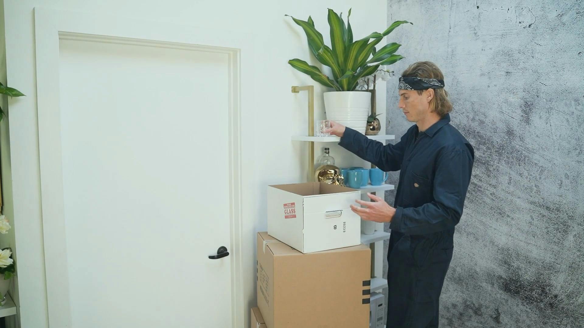 Handling Orders Videos, Download The BEST Free 4k Stock Video Footage ...