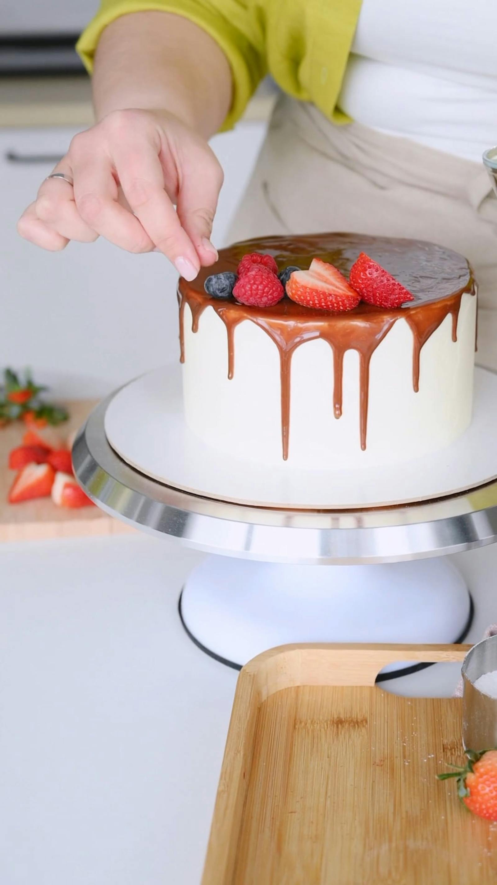 Cake Decorating Videos, Download The BEST Free 4k Stock Video Footage ...