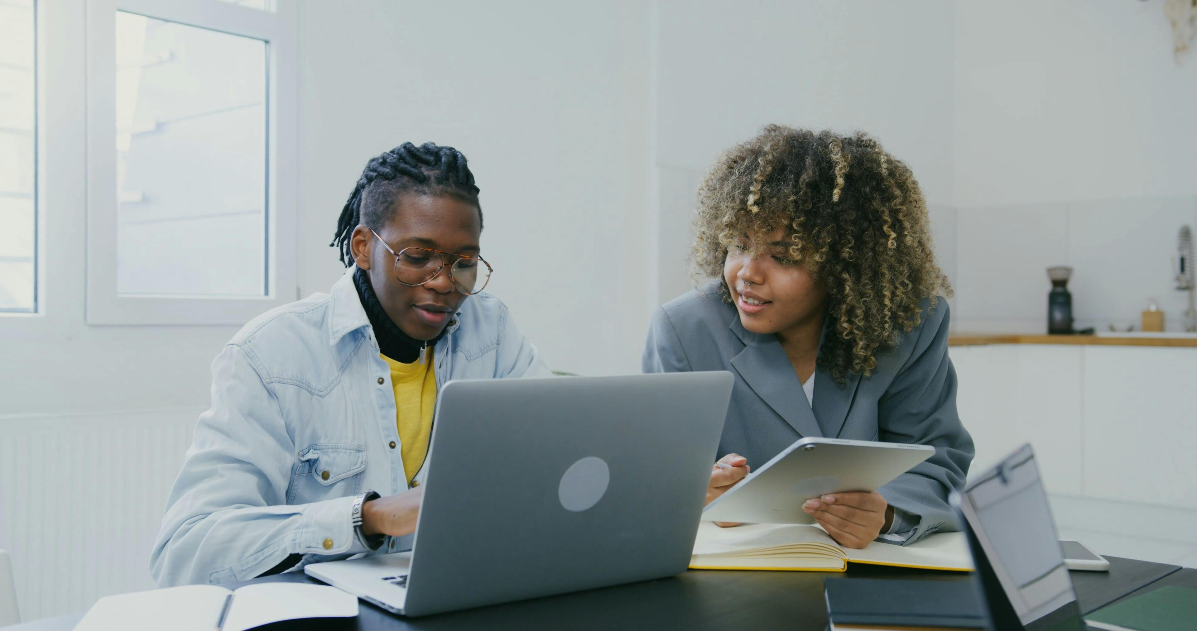 Interactive Planner Videos, Download The BEST Free 4k Stock Video ...