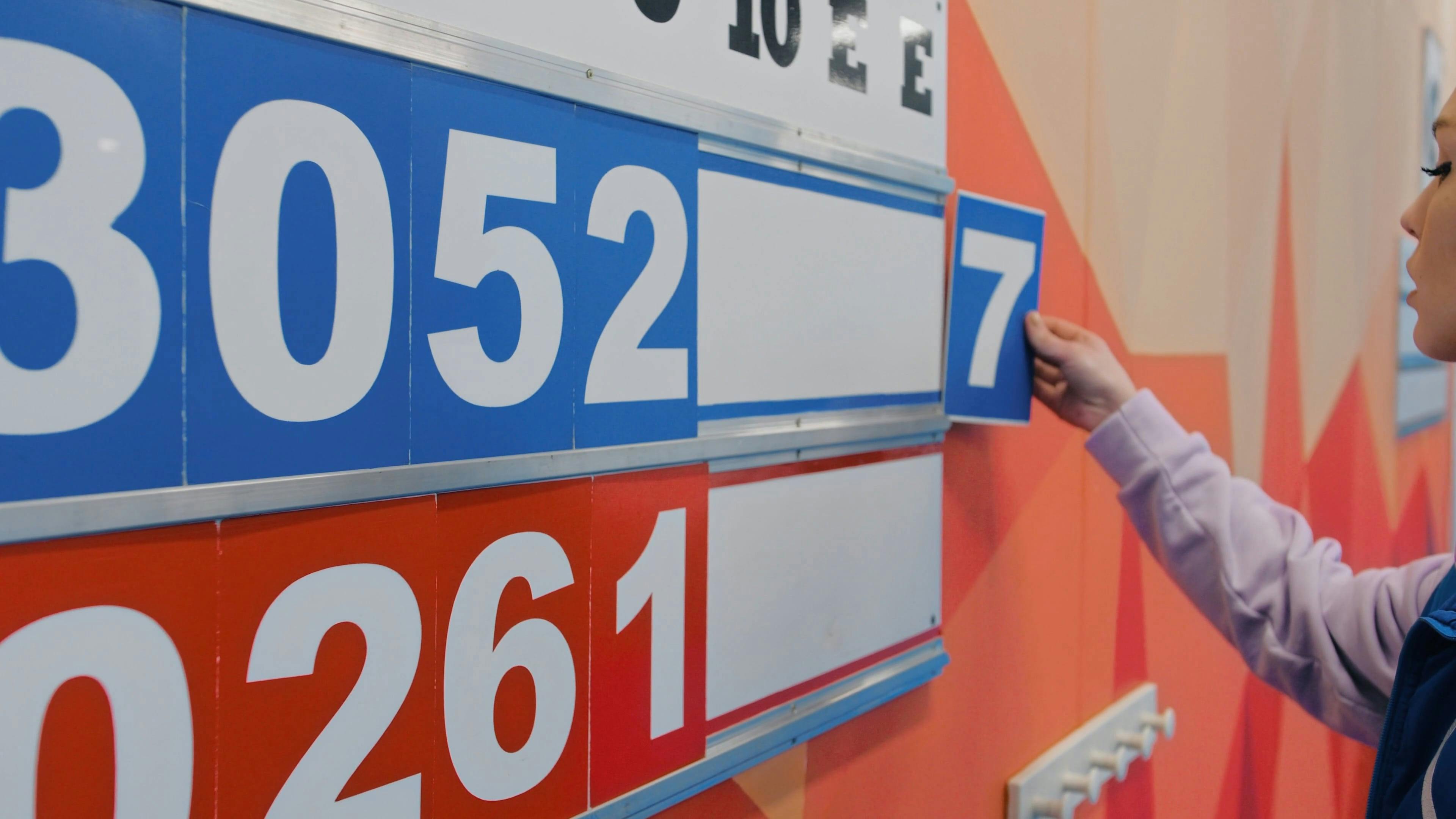 Task Update Videos, Download The BEST Free 4k Stock Video Footage ...