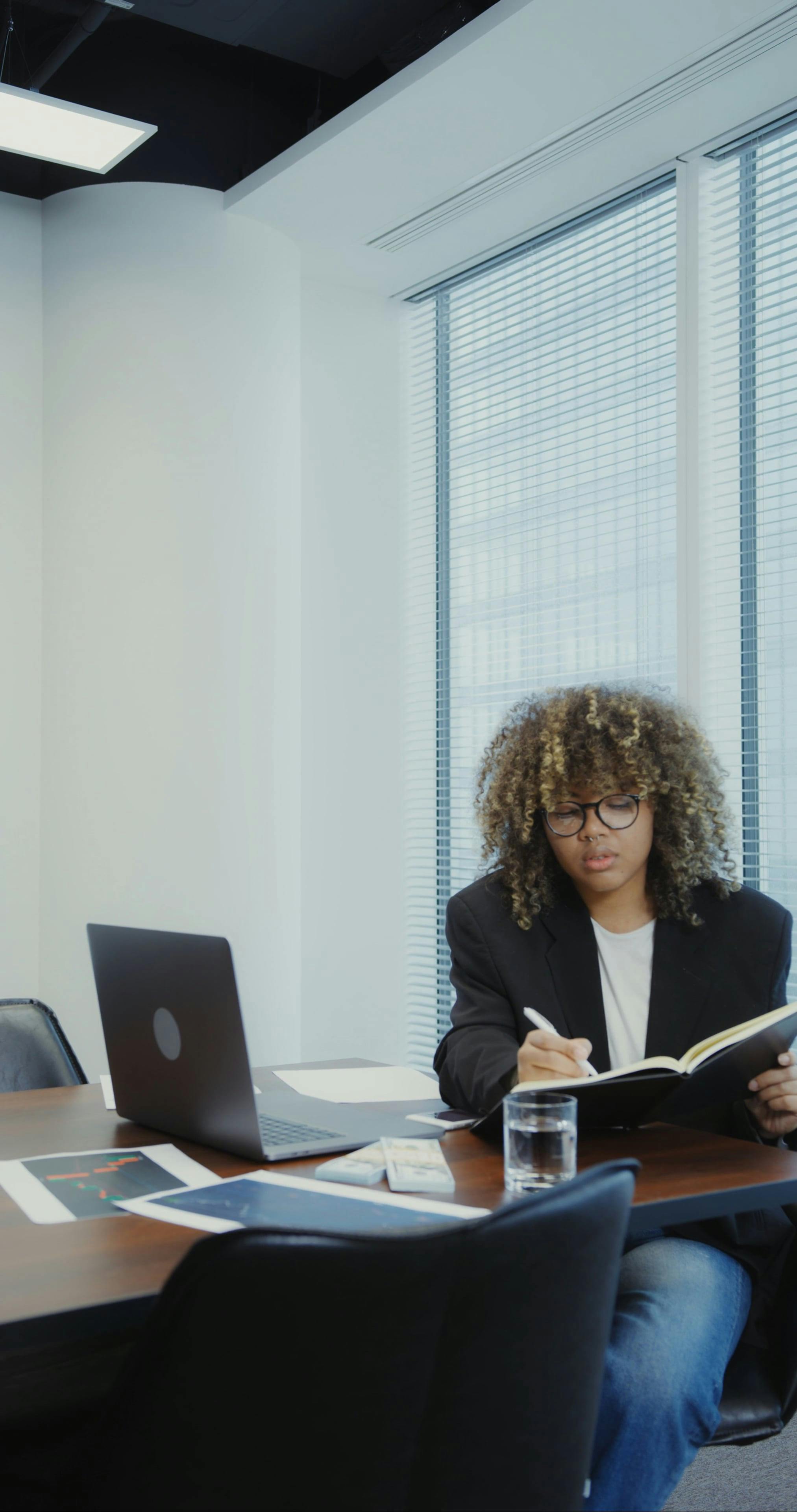 Corporate Offsite Videos, Download The BEST Free 4k Stock Video Footage ...